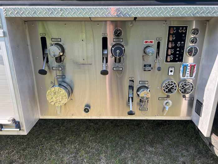 2006 E-One Titan 4x4 ARFF | Firetrucks Unlimited