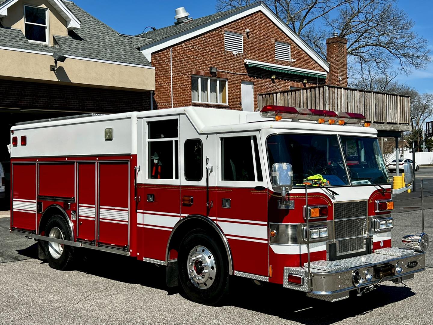 1998 Pierce Saber Heavy Rescue | Used Truck Details