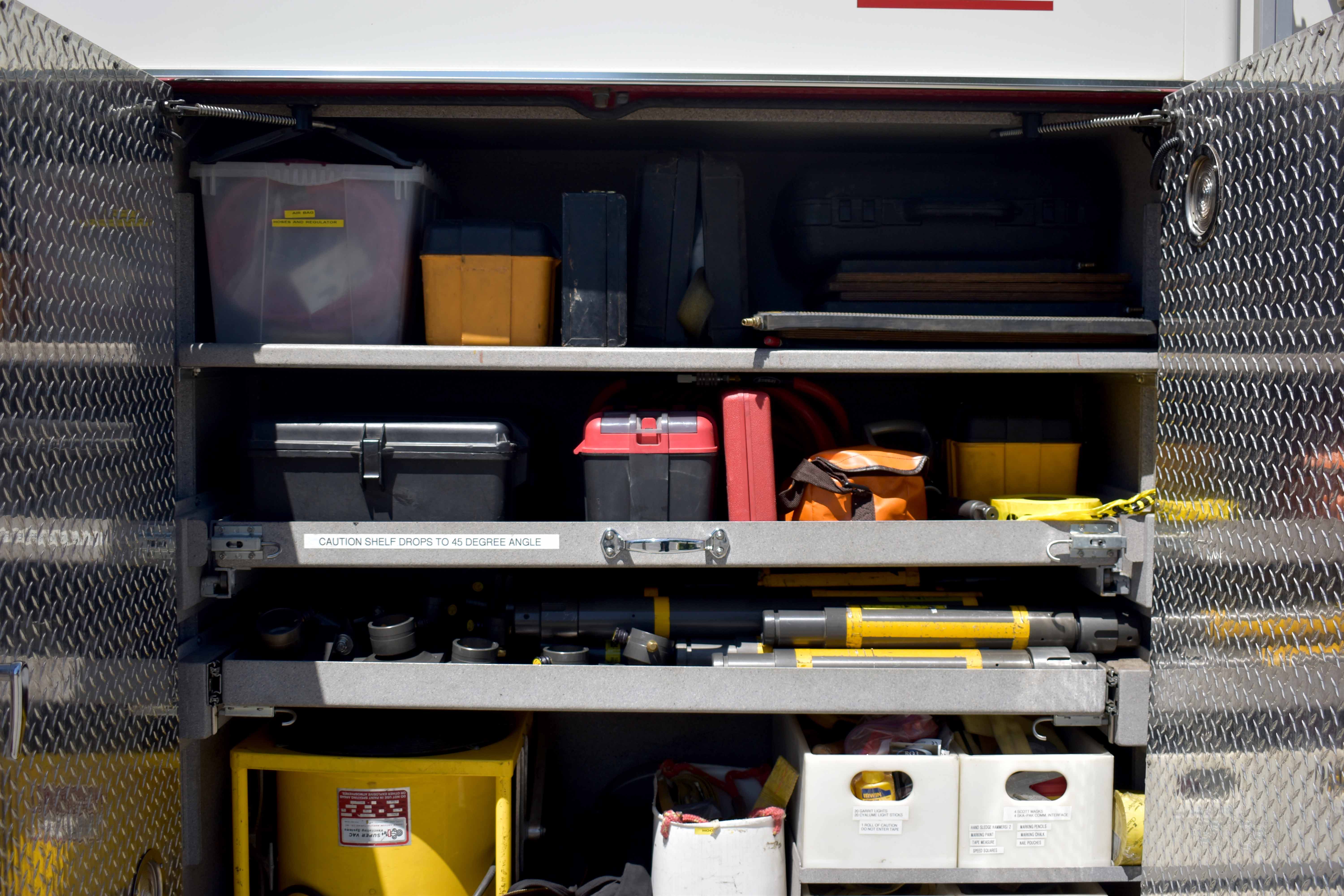 2000 Marion Mack Walk-In Commercial Rescue | Firetrucks Unlimited