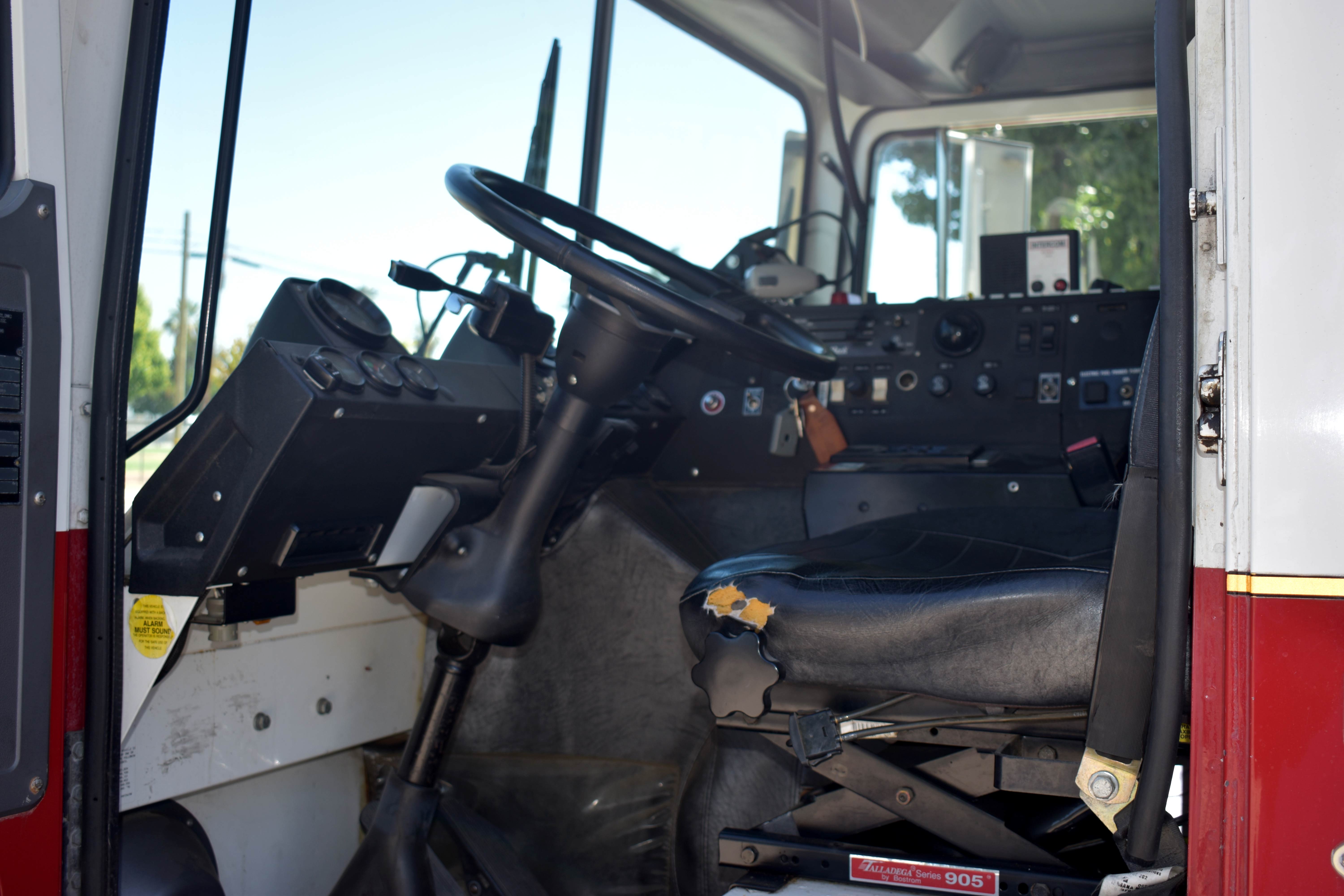 2000 Marion Mack Walk-In Commercial Rescue | Firetrucks Unlimited