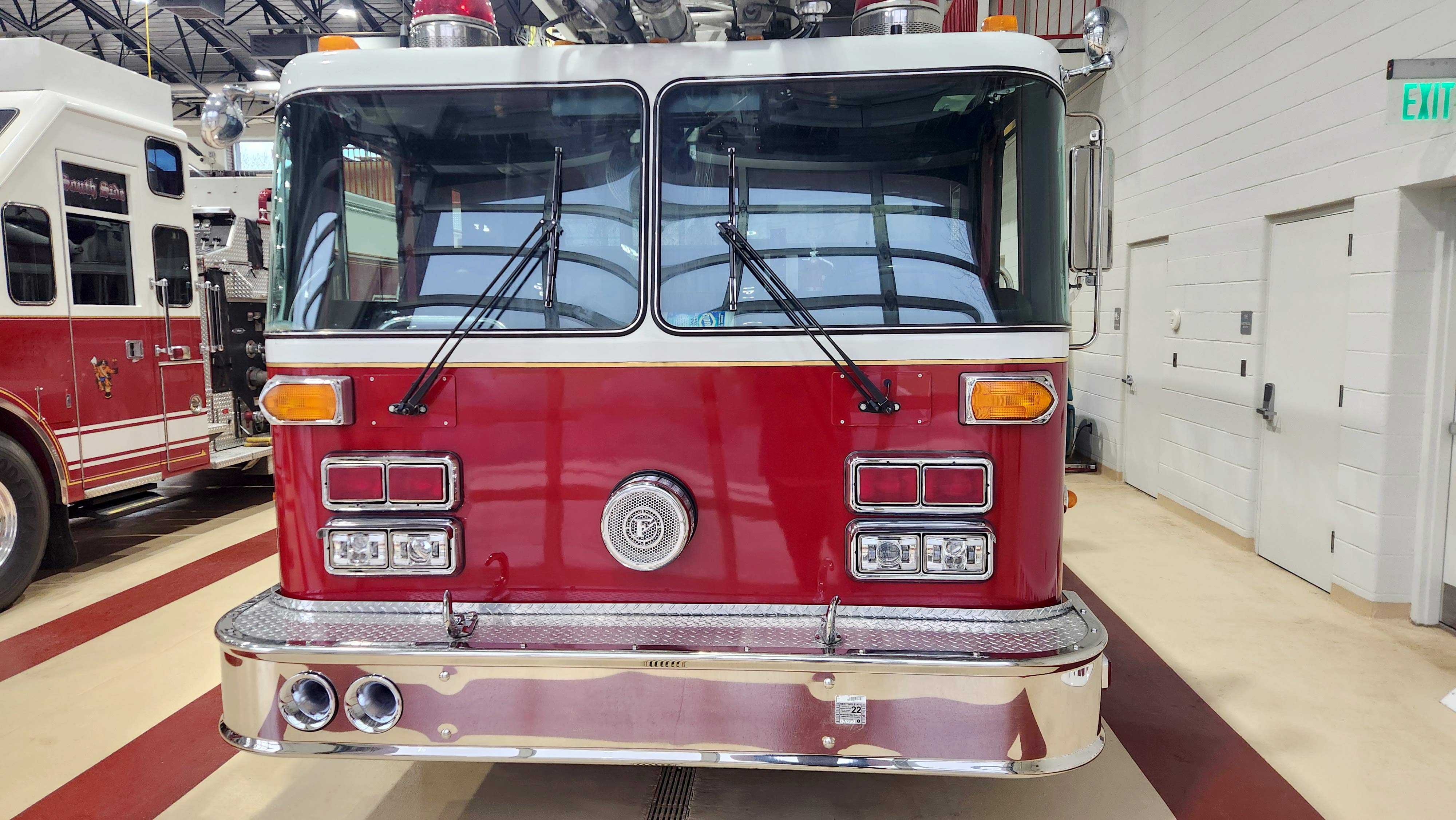 1991 Spartan LTI 75' Aerial | Firetrucks Unlimited