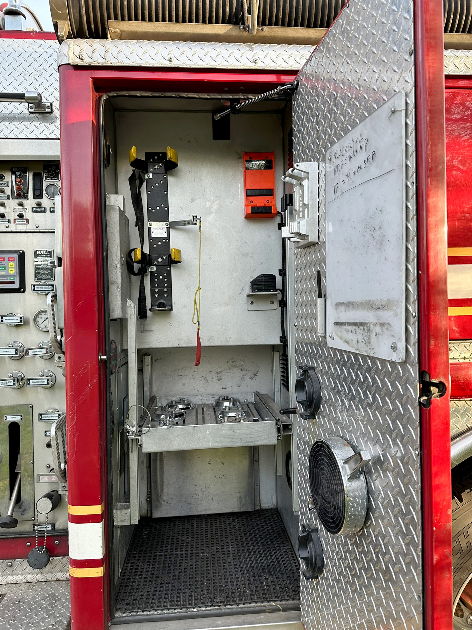 2002 American LaFrance Eagle Pumper | Firetrucks Unlimited