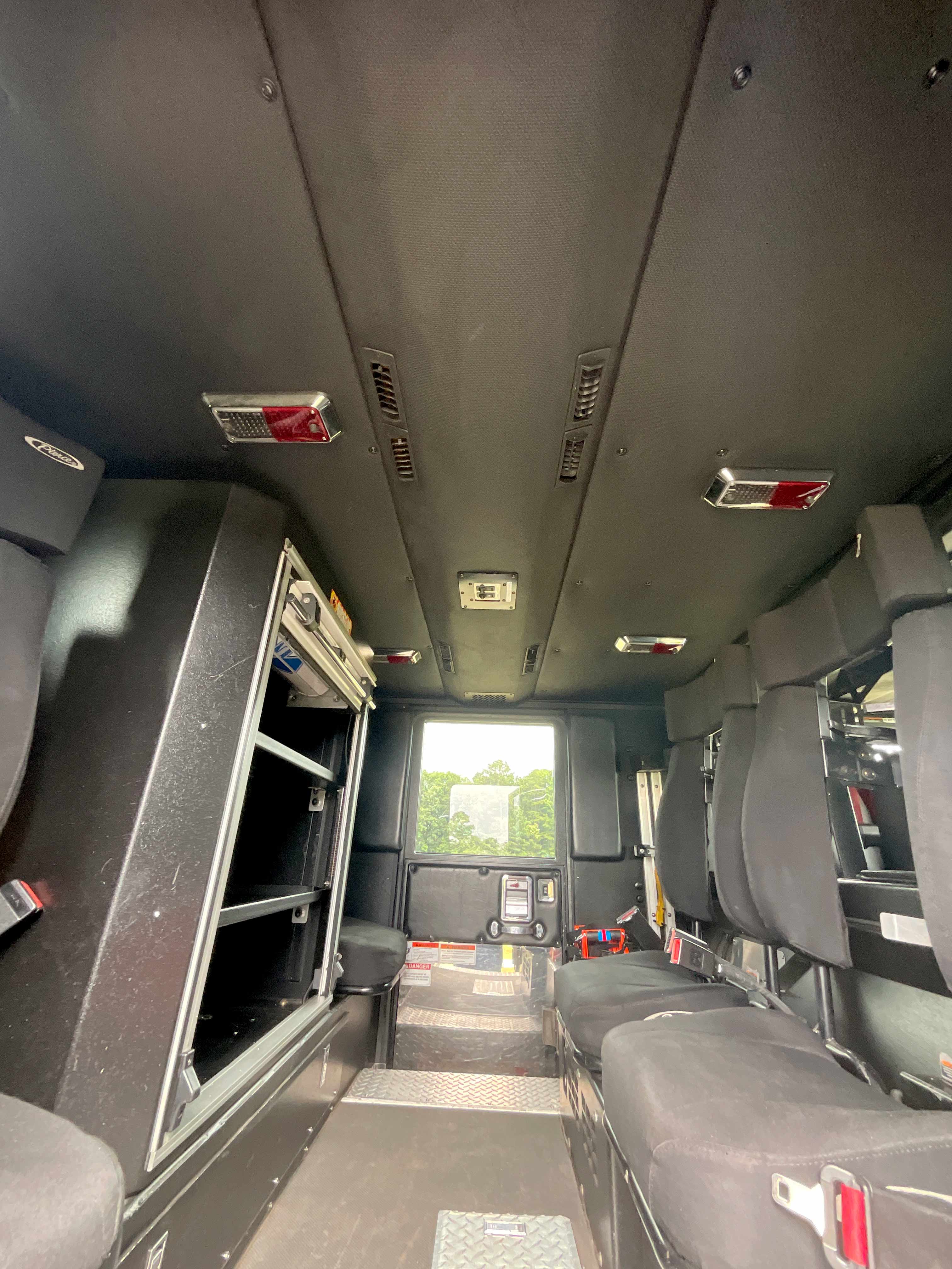 2006 Pierce Lance 100' Platform | Used Truck Details