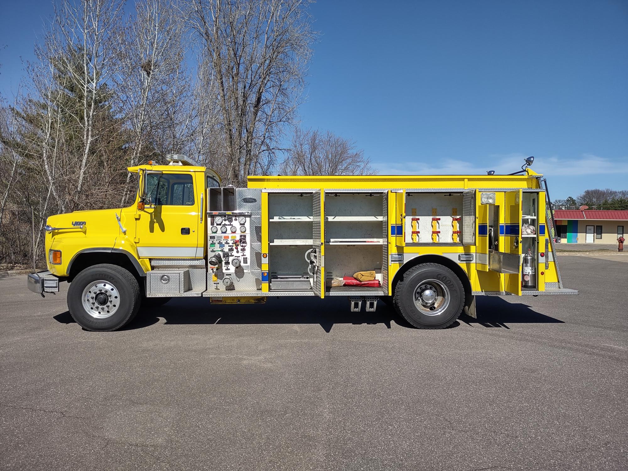 1992 Toyne Ford Commercial Tanker | Used Truck Details