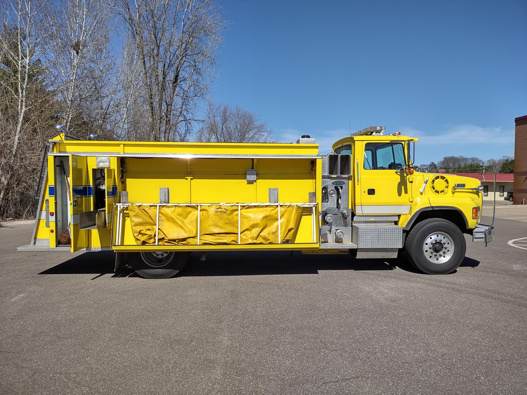 1992 Toyne Ford Commercial Tanker | Used Truck Details