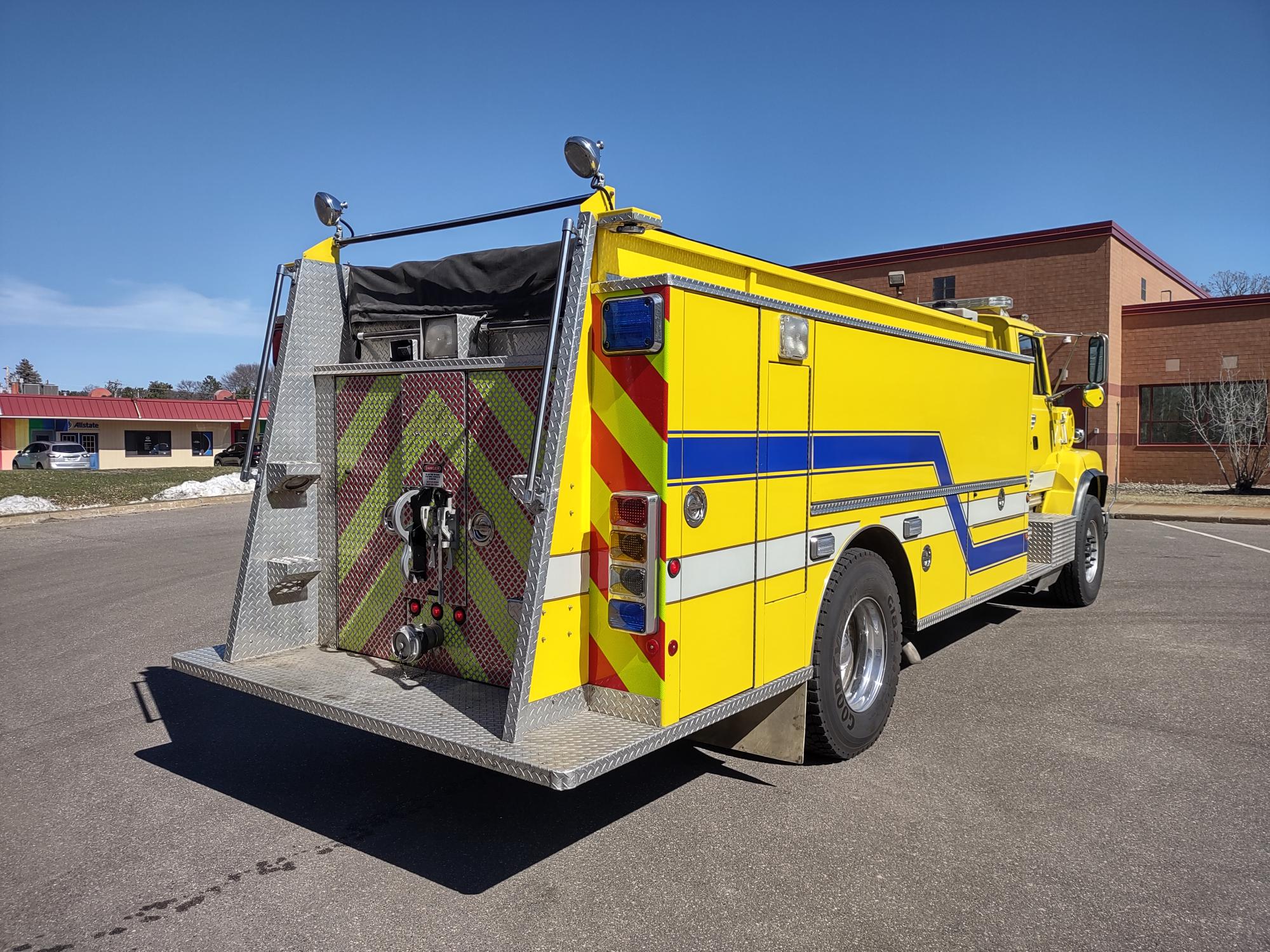 1992 Toyne Ford Commercial Tanker | Used Truck Details