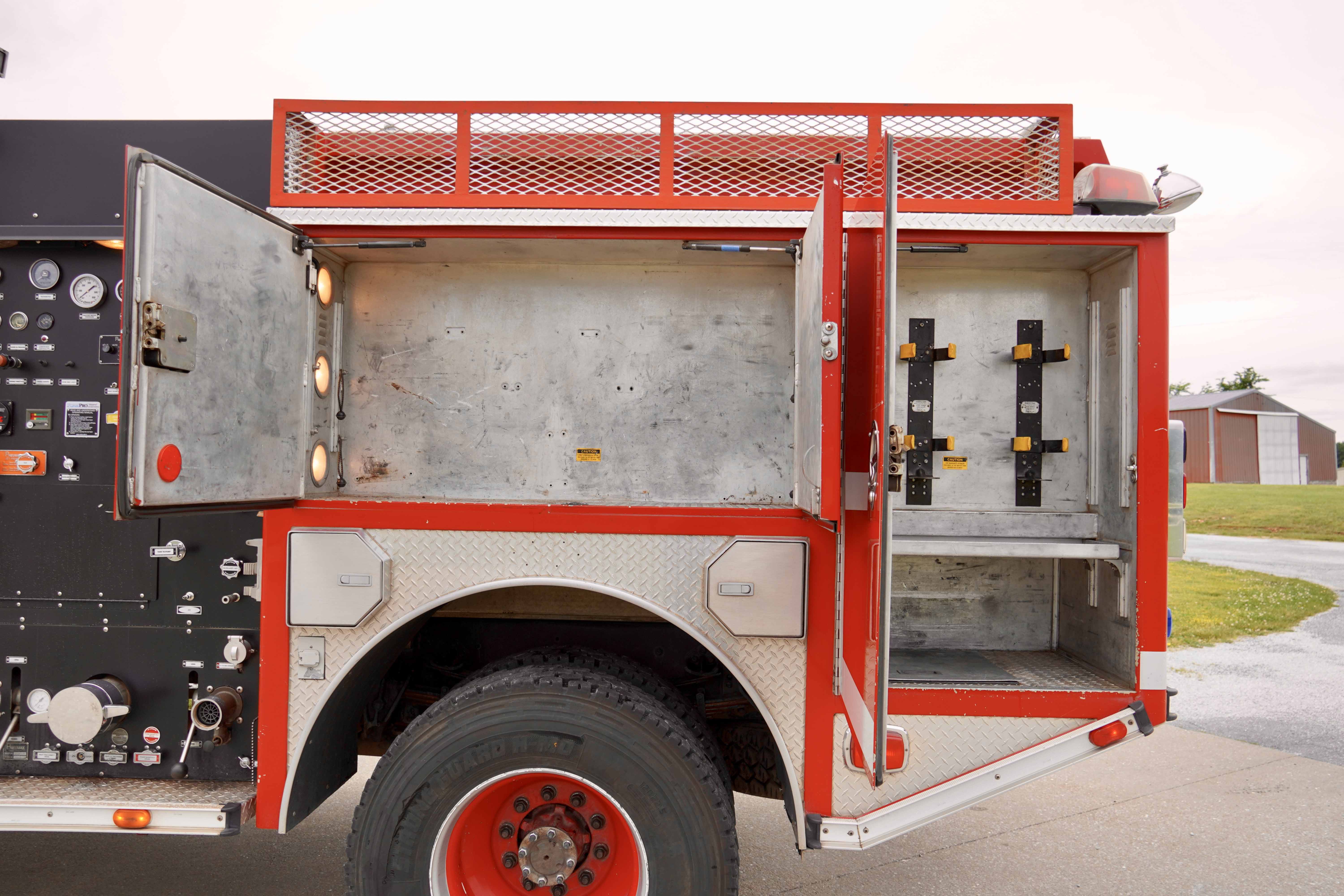 2001 E-One International 4x4 Commercial Mini Pumper | Used Truck Details