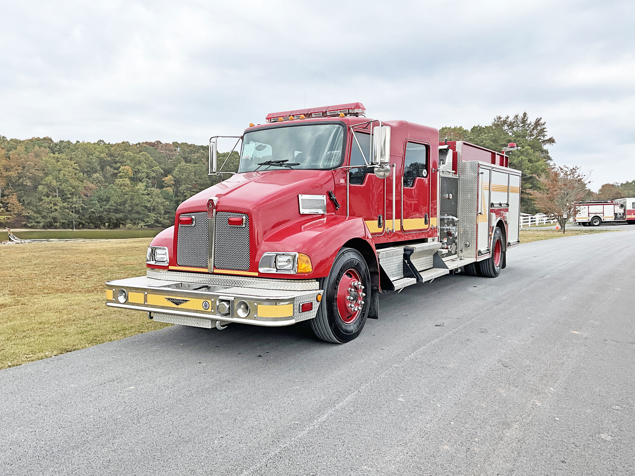 2006 Pierce Kenworth Commercial Pumper | Firetrucks Unlimited