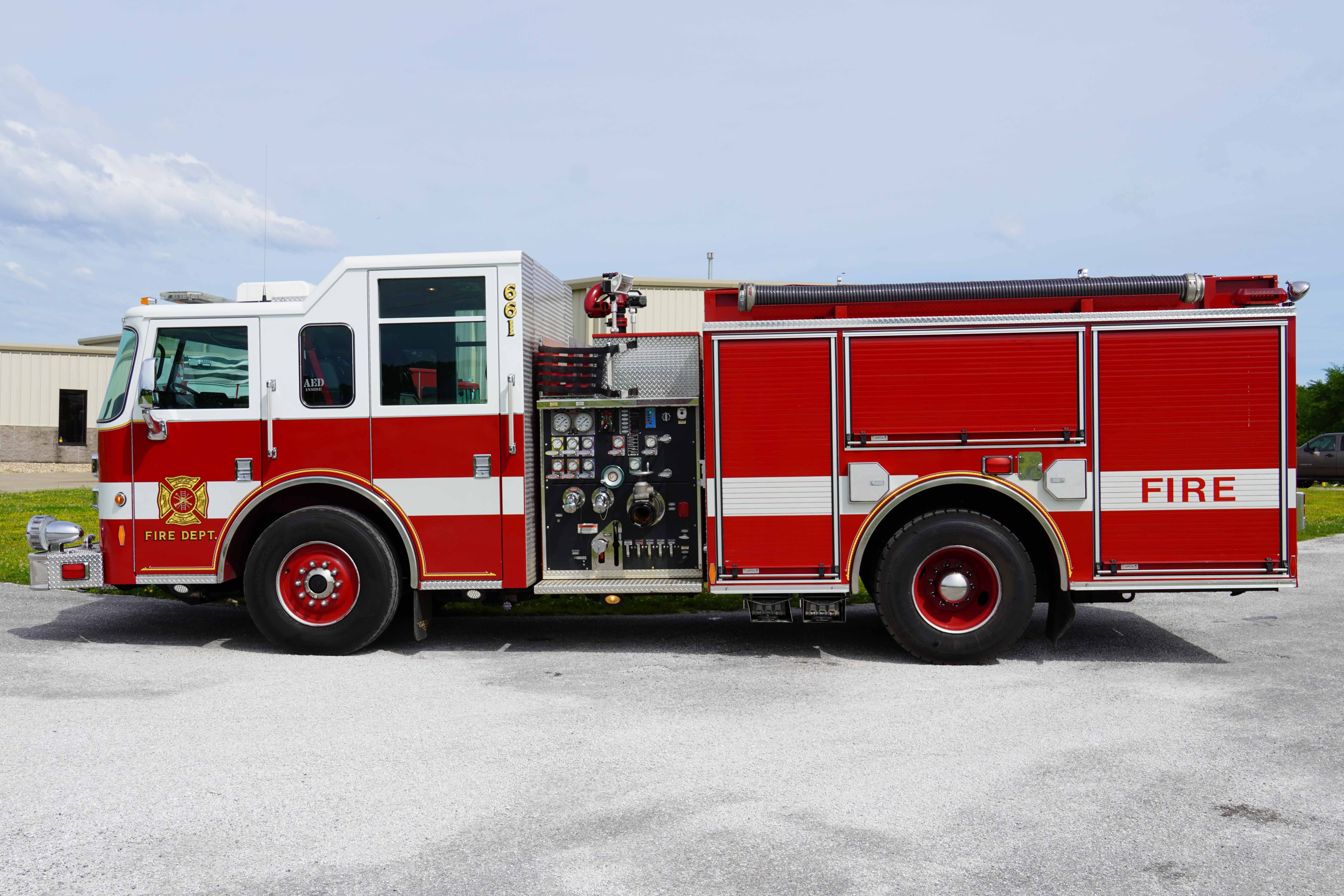 2009 Pierce Saber Pumper | Used Truck Details
