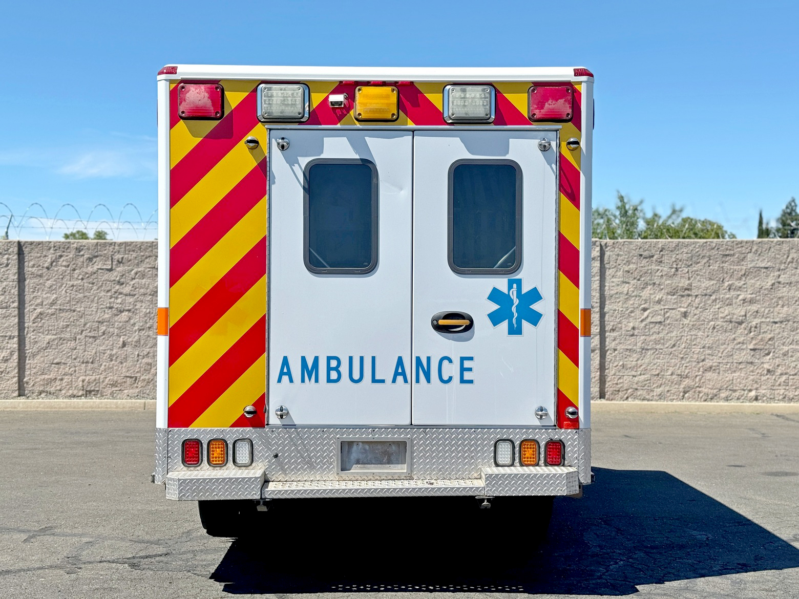 2016 Wheeled Coach Ford F450 Ambulance | Used Truck Details