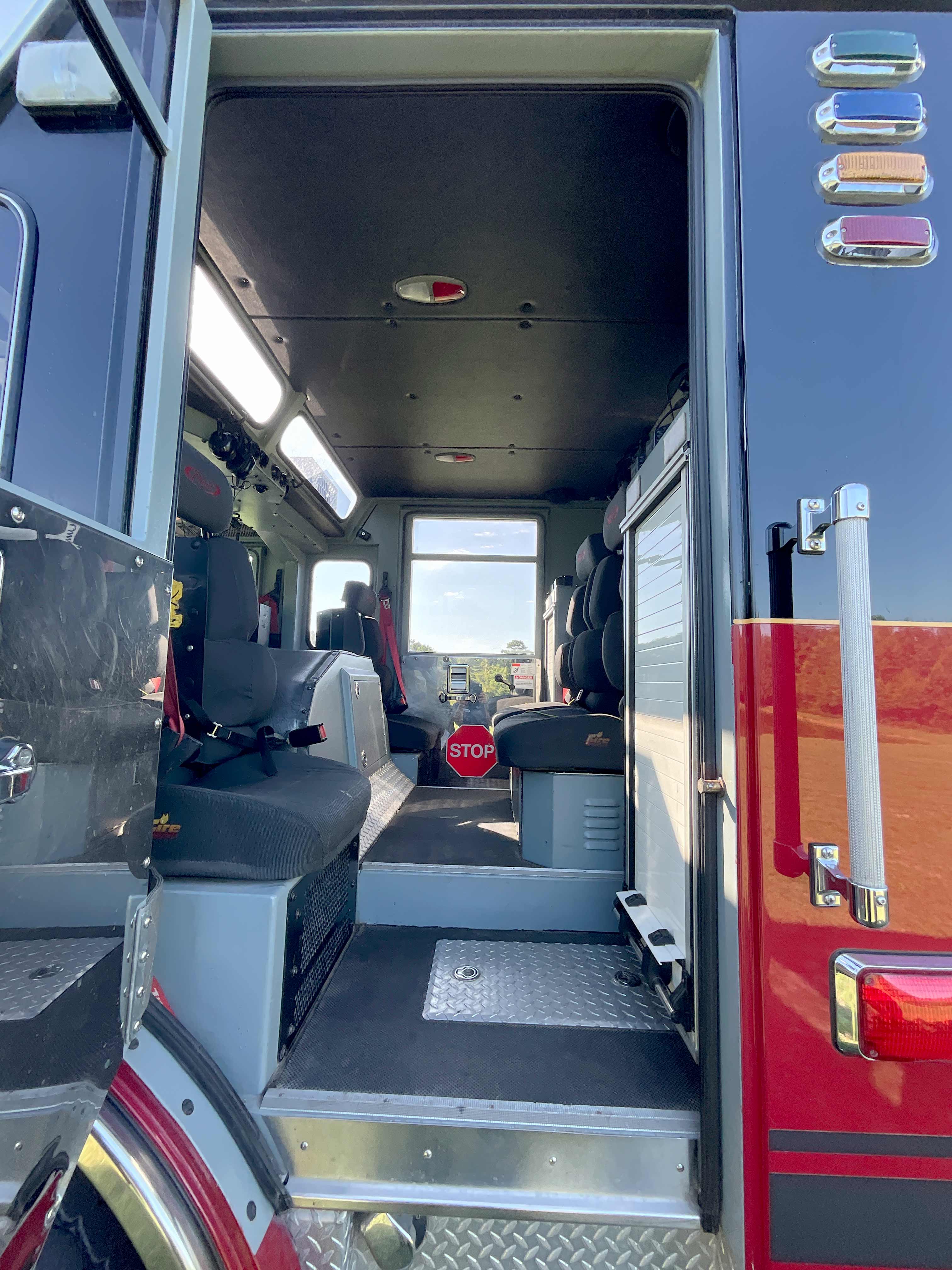 2005 Pierce Arrow XT Pumper | Used Truck Details