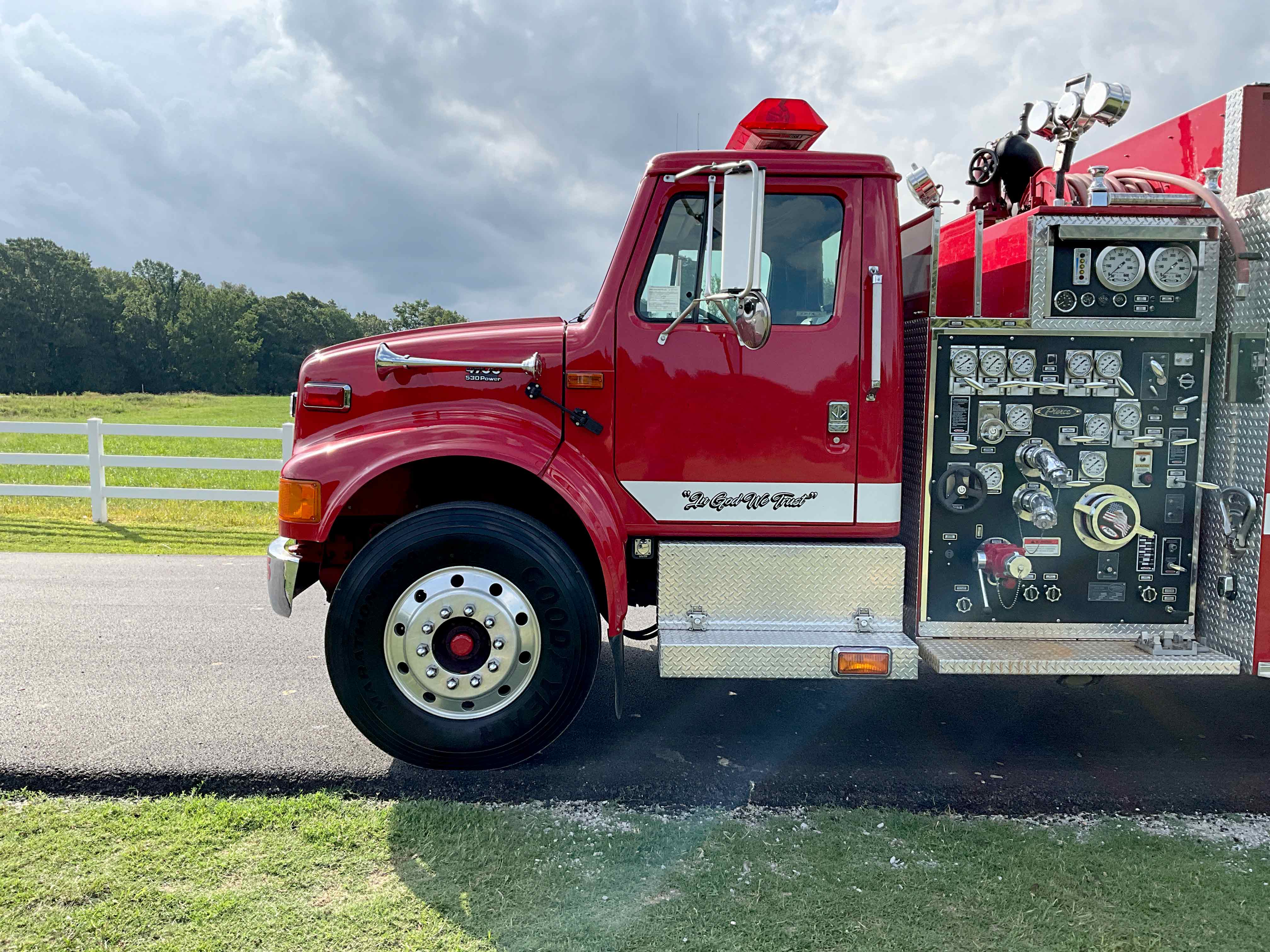 2000 Pierce International Commercial Pumper | Used Truck Details