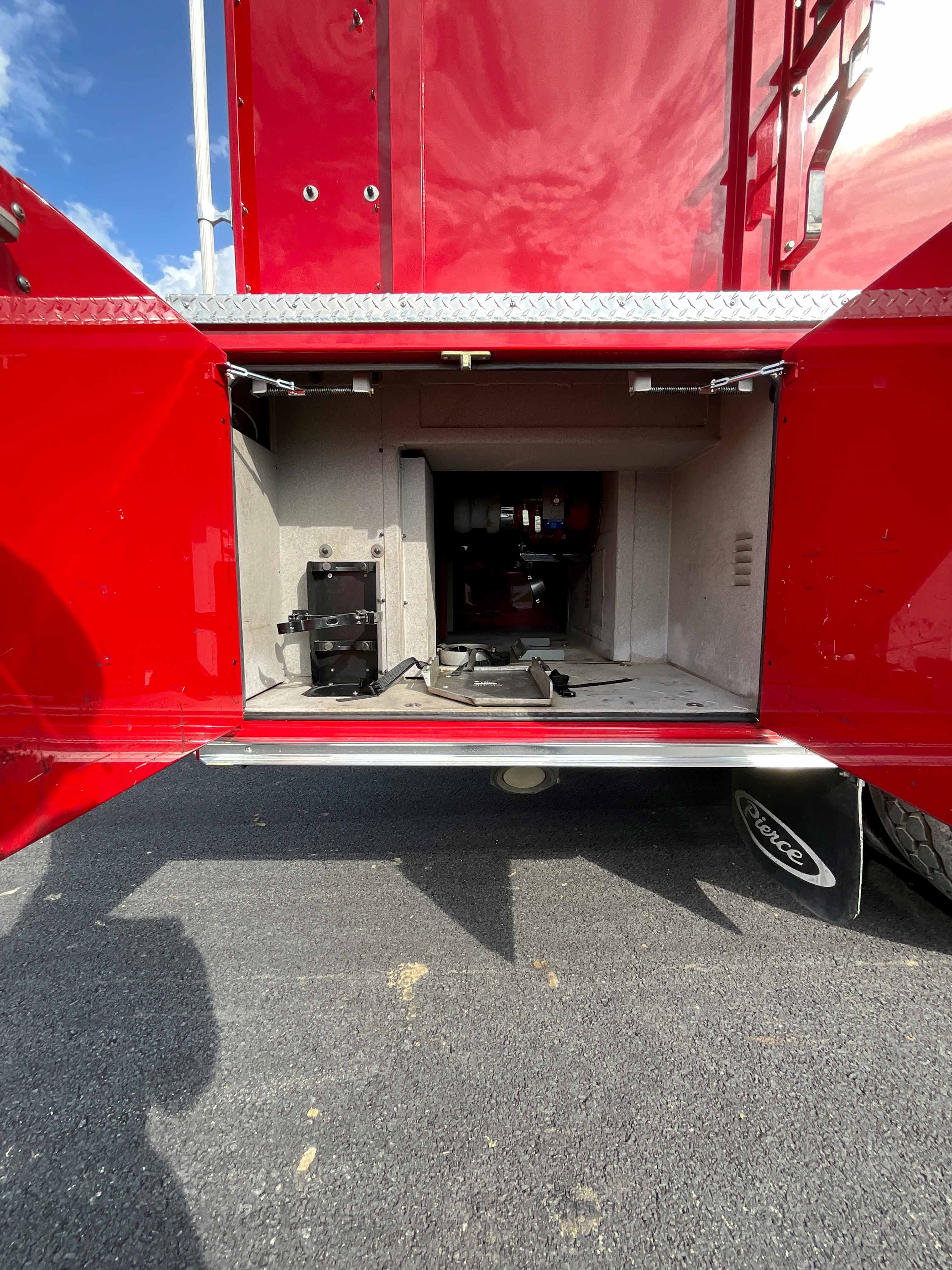 2000 Pierce International Commercial Pumper | Used Truck Details