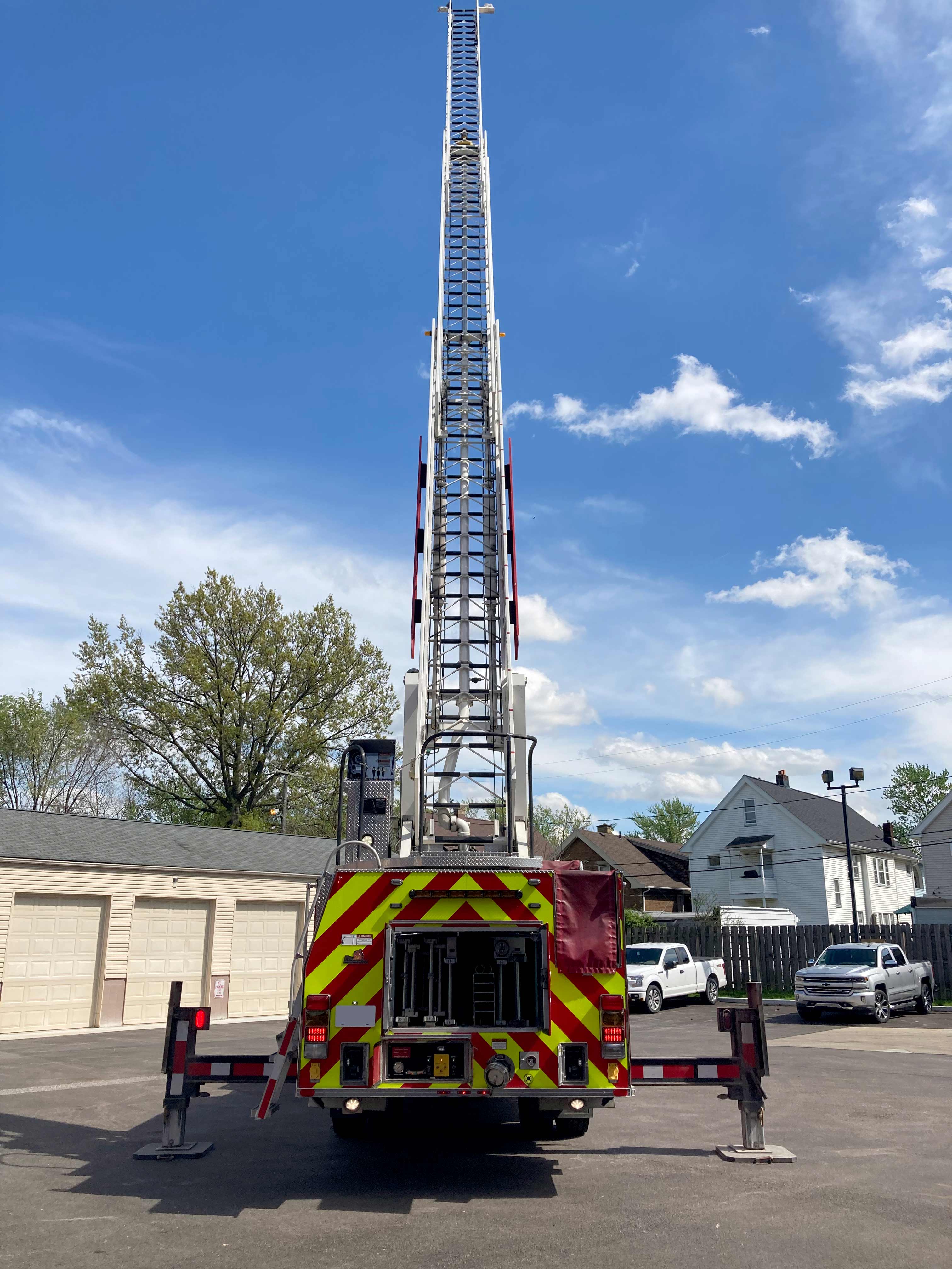 2011 Ferrara Ember 77' Quint | Used Truck Details