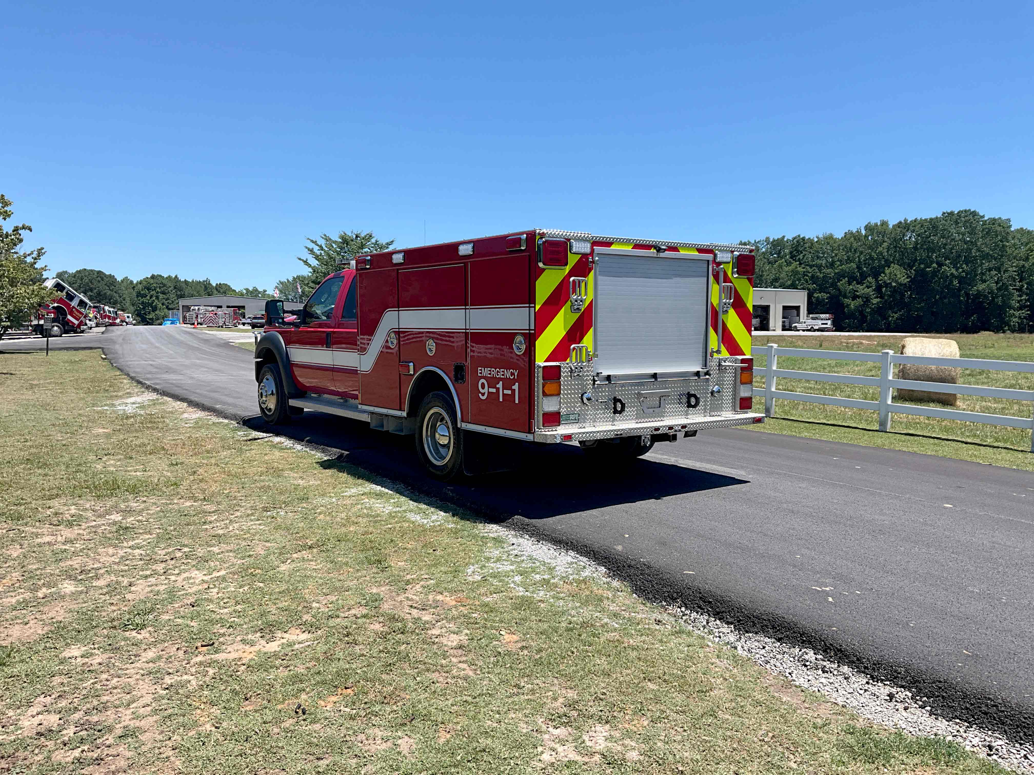 2011 RPI Ford 4x4 Commercial Mini Pumper | Firetrucks Unlimited
