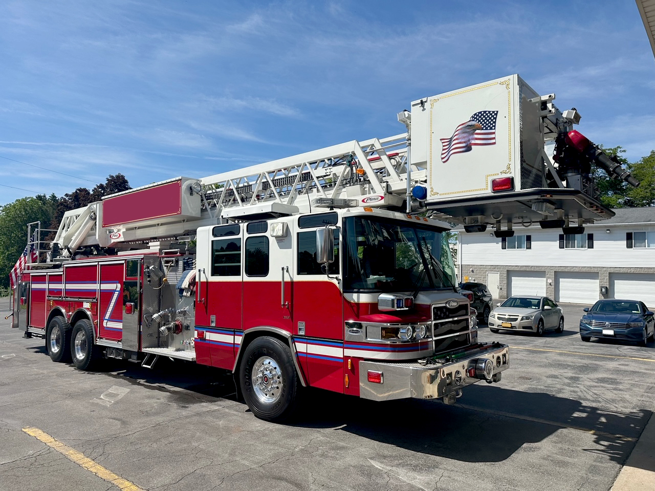 2006 Pierce Quantum 100' Tower | Used Truck Details