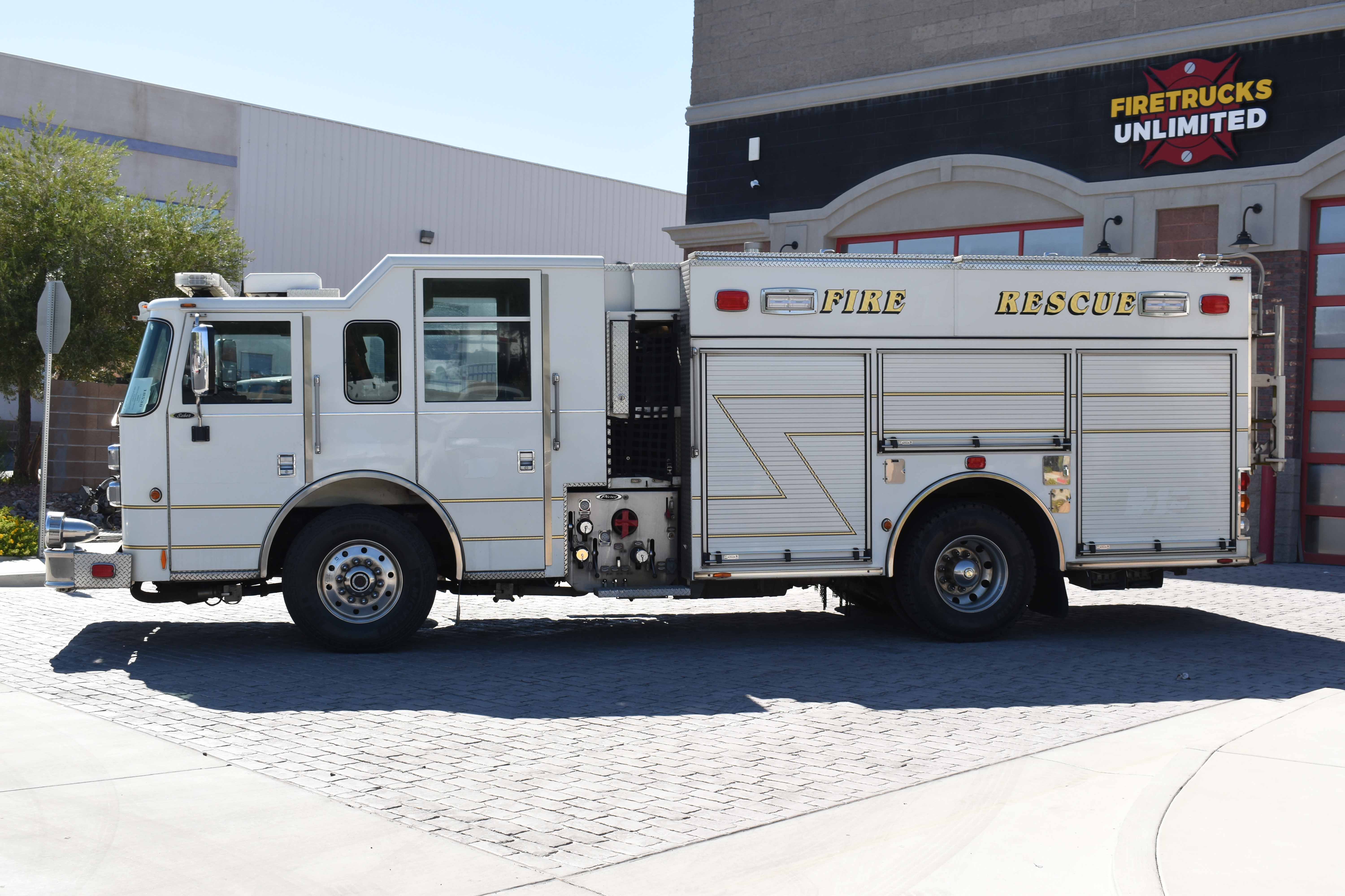 2014 Pierce Saber Rescue Pumper | Firetrucks Unlimited