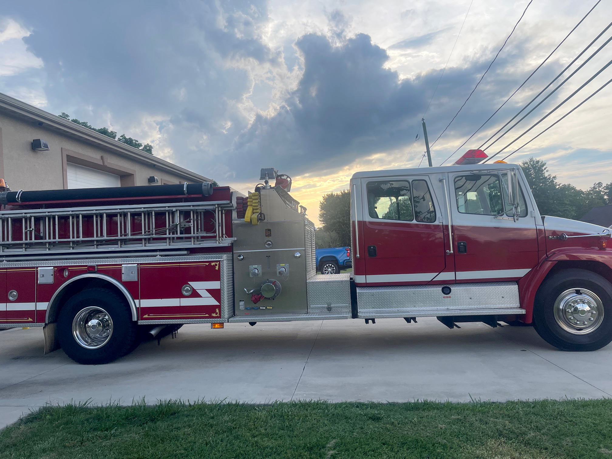 1995 KME Freightliner Commercial Pumper | Firetrucks Unlimited