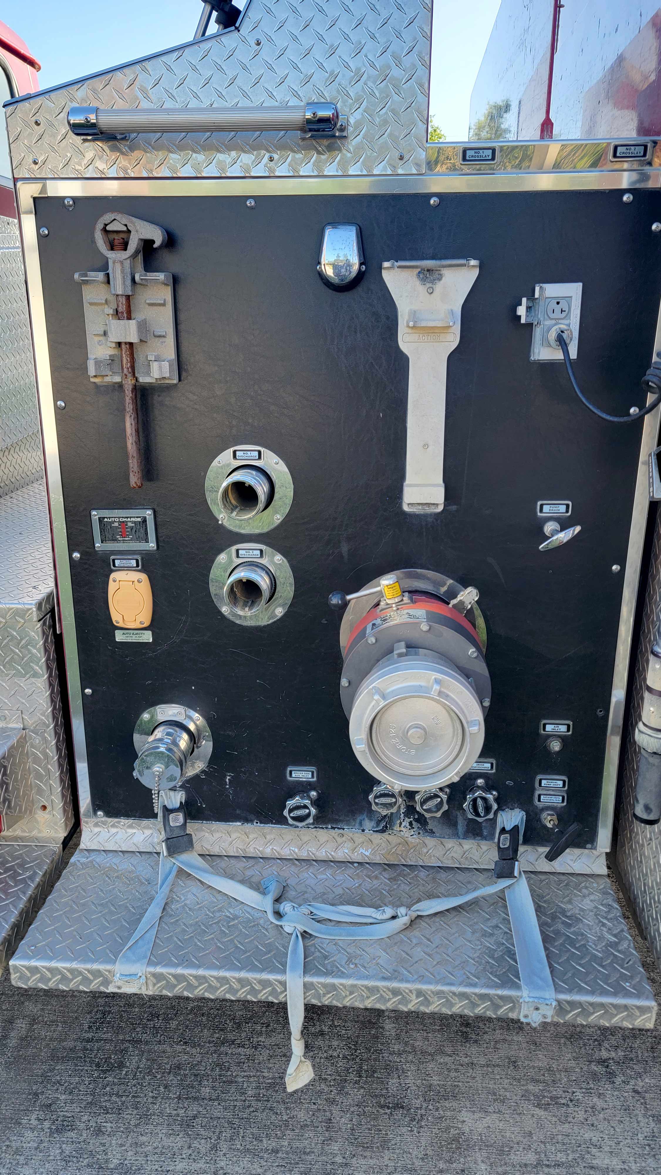 2000 Pierce International Commercial Pumper | Used Truck Details