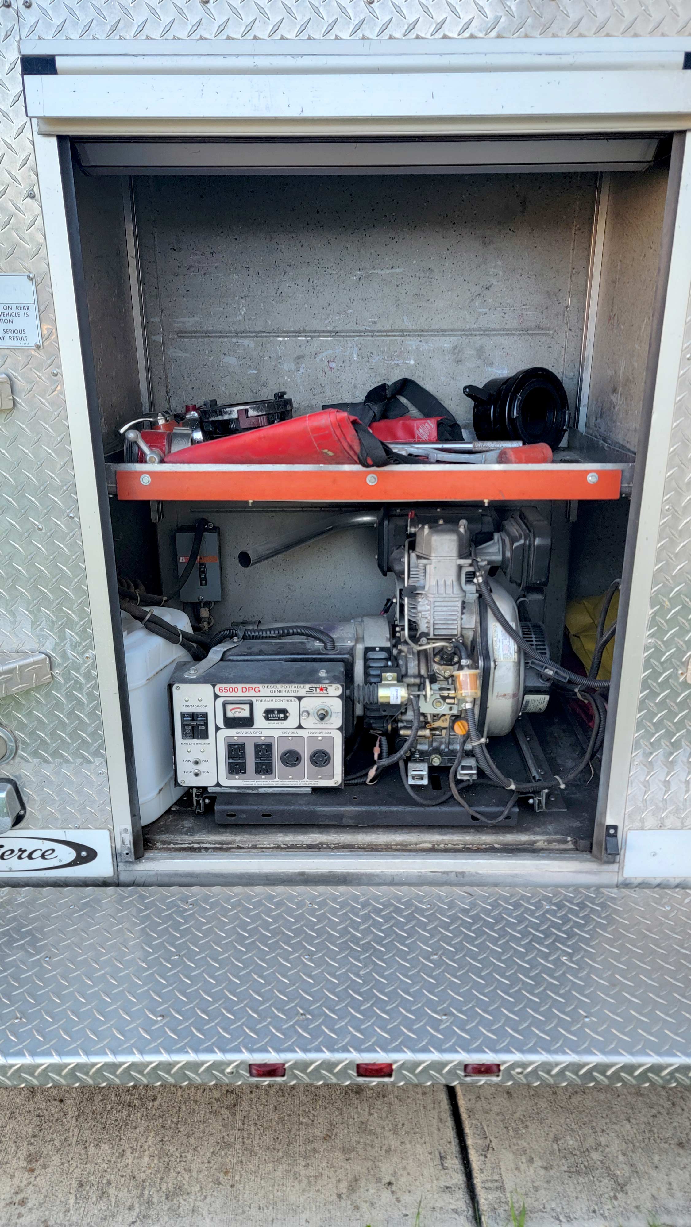 2000 Pierce International Commercial Pumper | Used Truck Details
