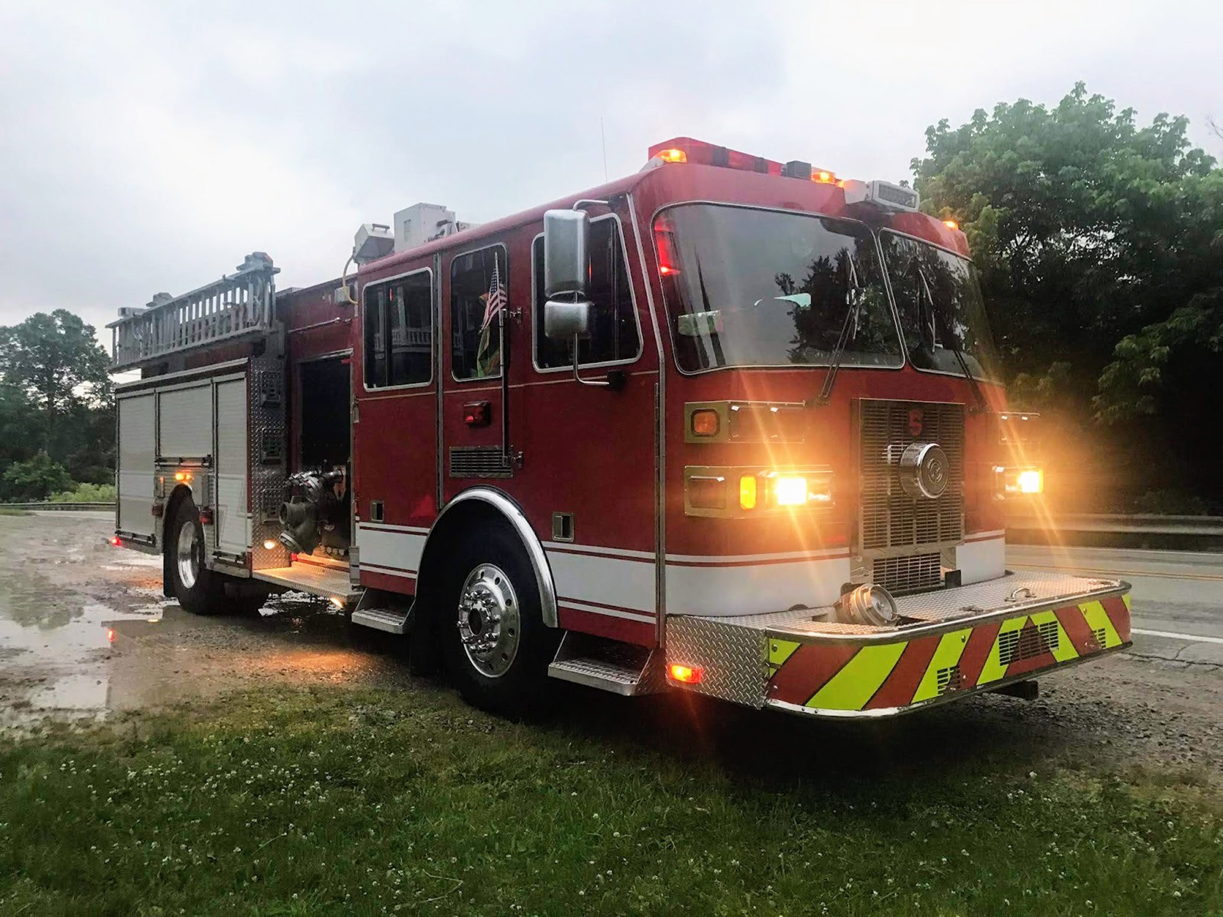 2002 Sutphen Monarch Pumper | Used Truck Details