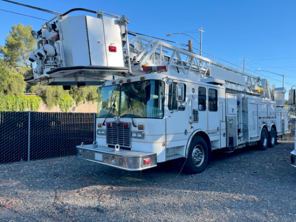 2003 Smeal HME 100' Quint | Used Truck Details