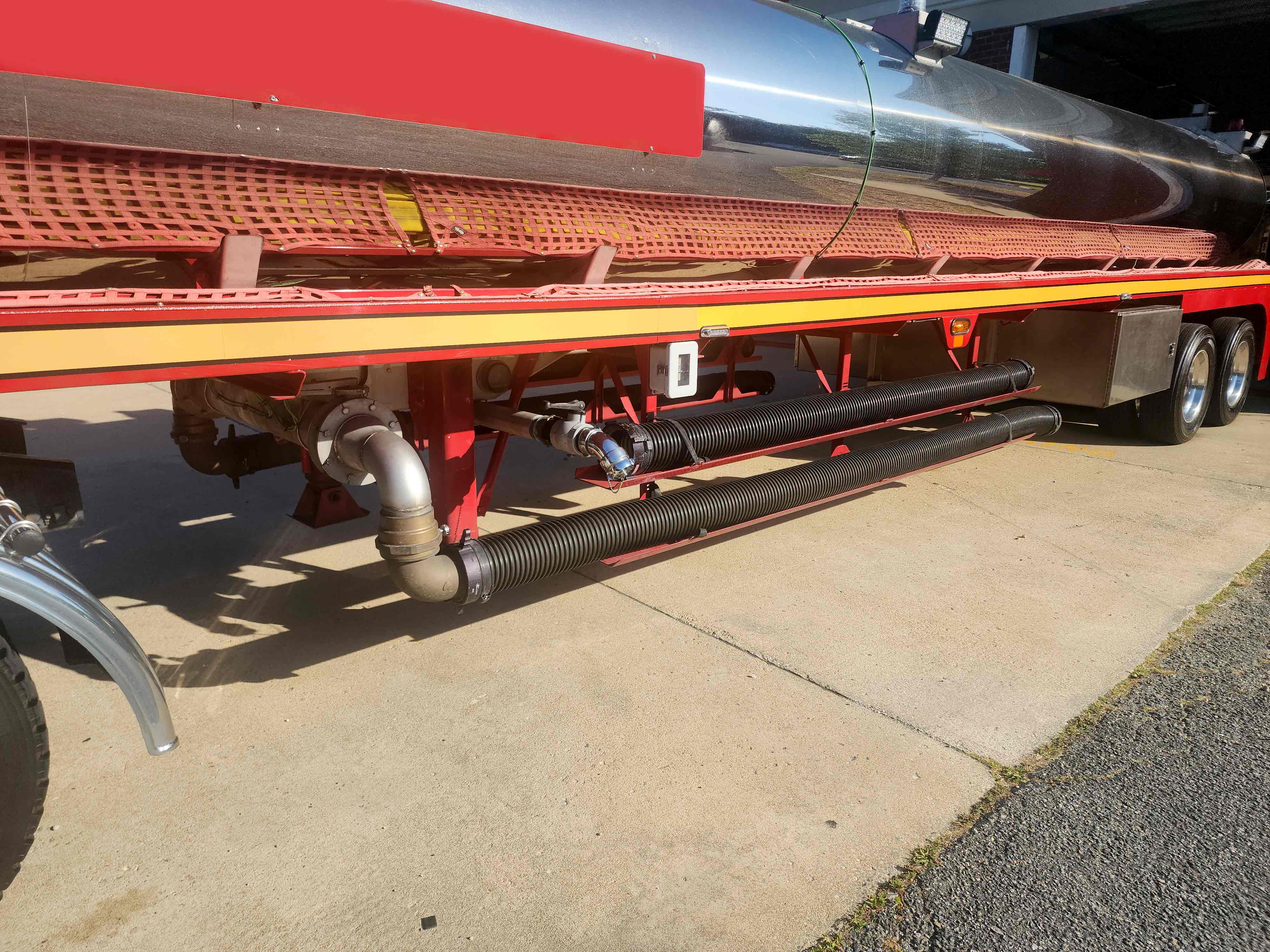 2000 West Mark Freightliner 6x4 Tandem Axle Elliptical Tanker | Used ...