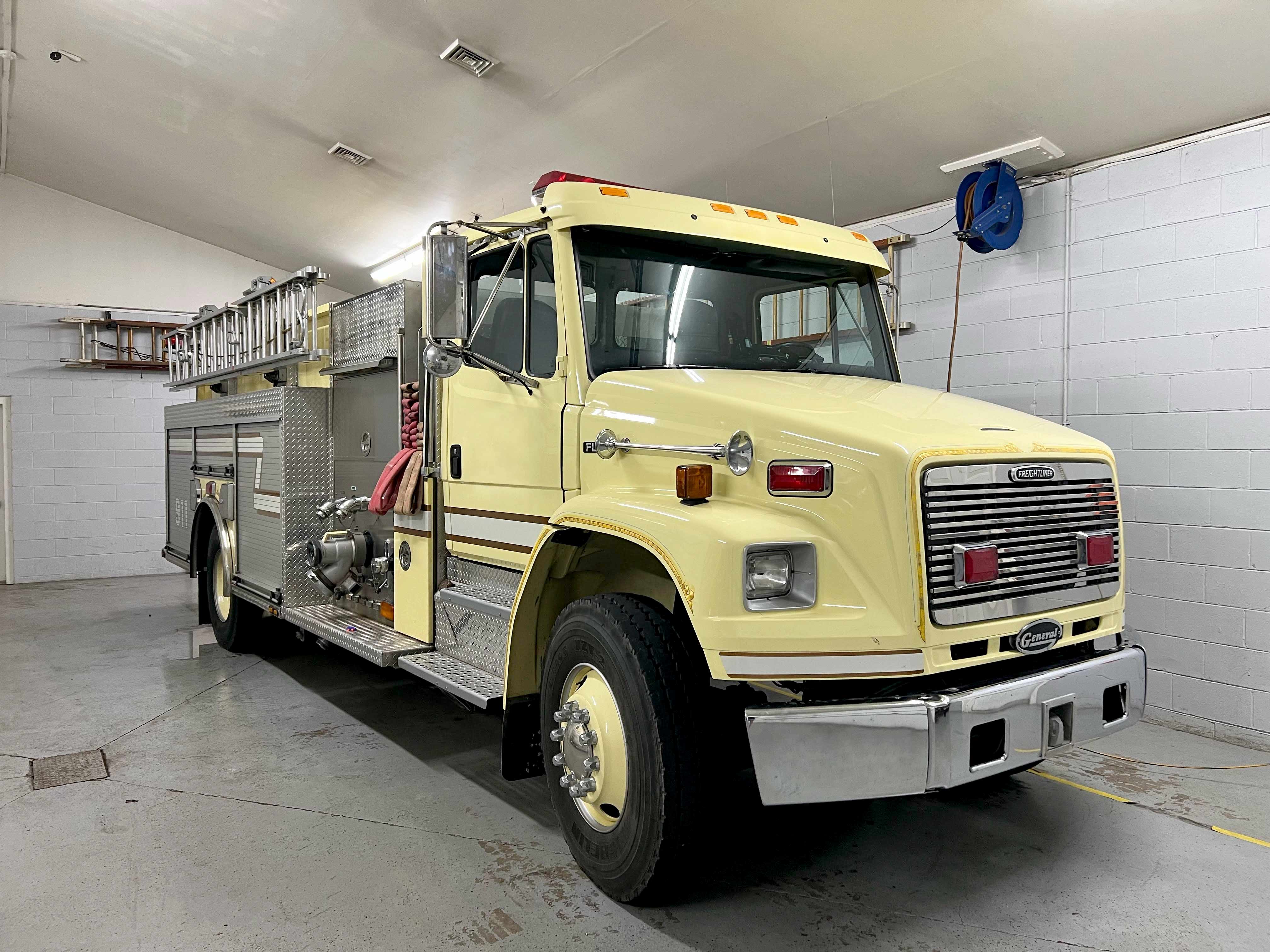 2002 General Freightliner Commercial Pumper | Used Truck Details