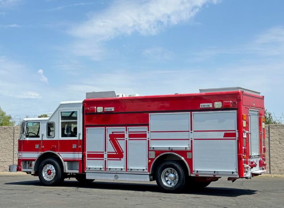 1999 Pierce Walk-In Heavy Rescue | Firetrucks Unlimited