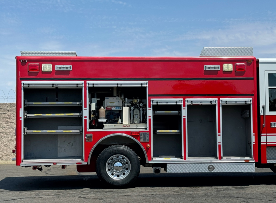 1999 Pierce Walk-In Heavy Rescue | Used Truck Details
