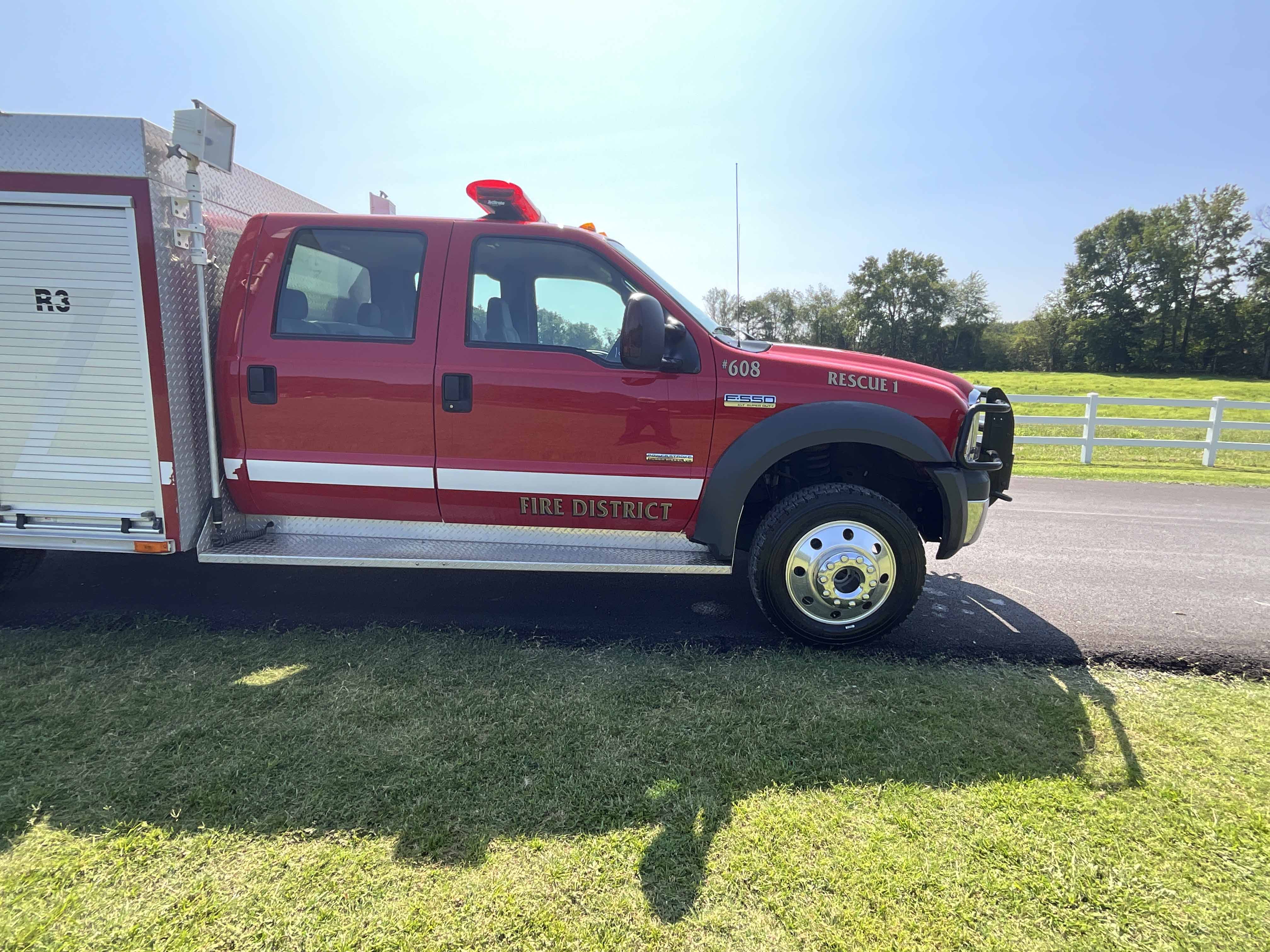 2005 Ford F-550 4x4 Commercial Light Rescue | Firetrucks Unlimited