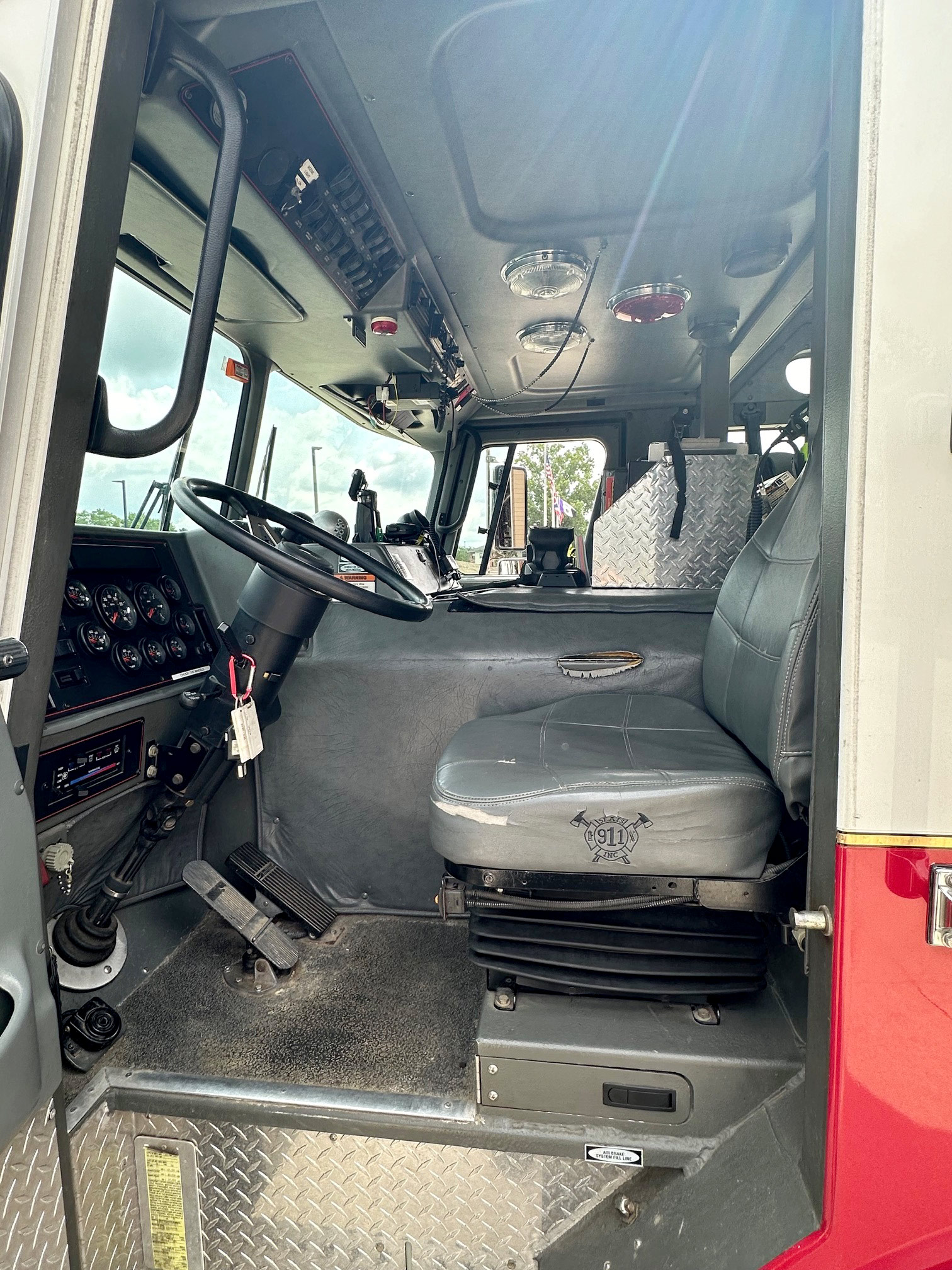 2000 E-One Cyclone Pumper | Firetrucks Unlimited