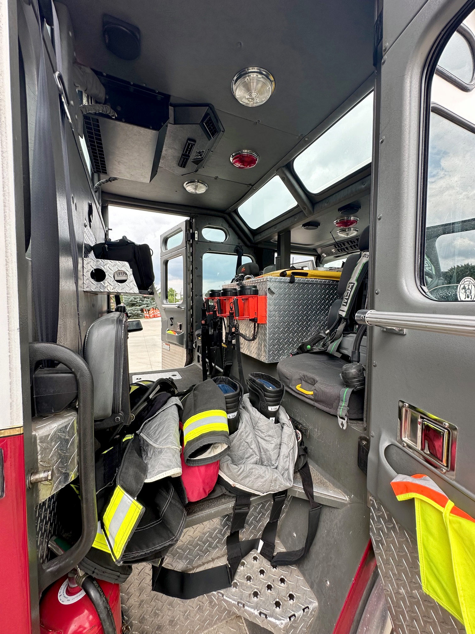 2000 E-One Cyclone Pumper | Firetrucks Unlimited