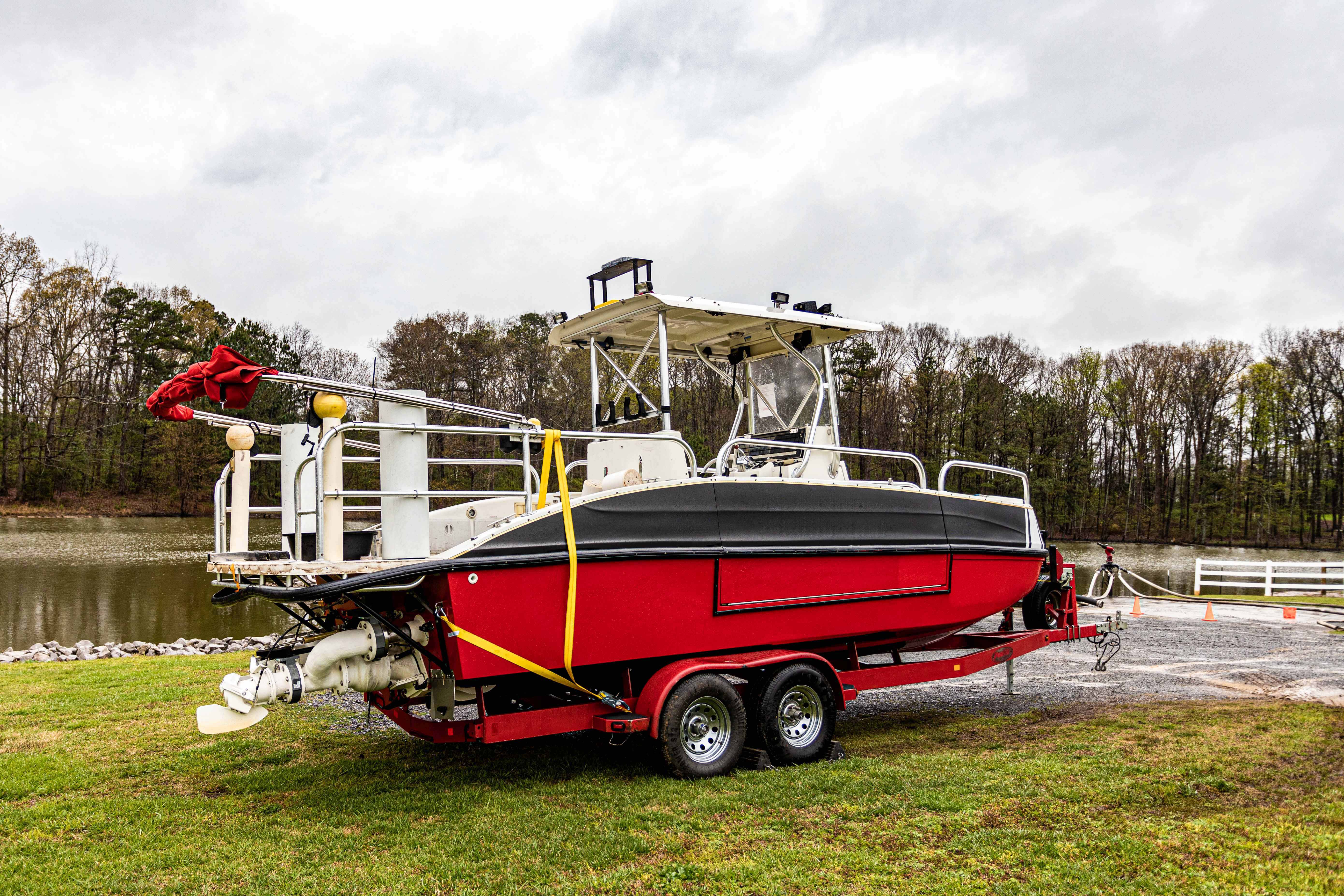 2011 Harbor Guard Fire Boat | Used Truck Details