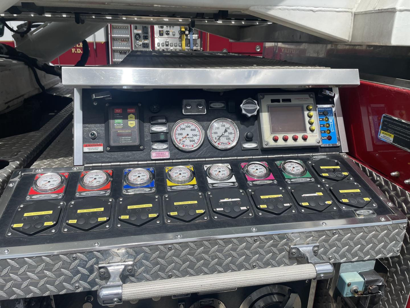 2002 Pierce Dash 95' Mid-Mount Quint | Used Truck Details