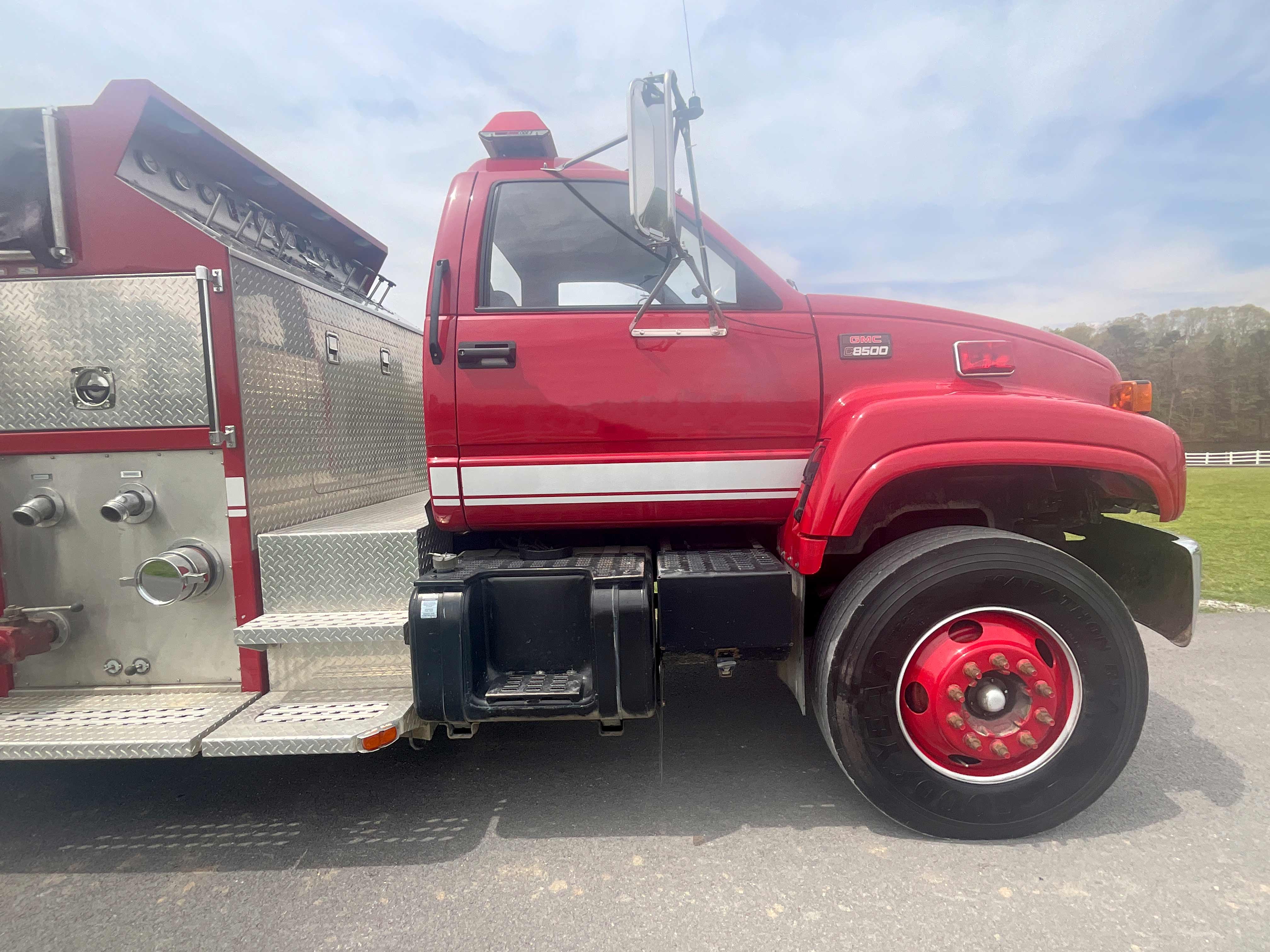 2000 Almonte GMC Commercial Pumper Tanker | Firetrucks Unlimited
