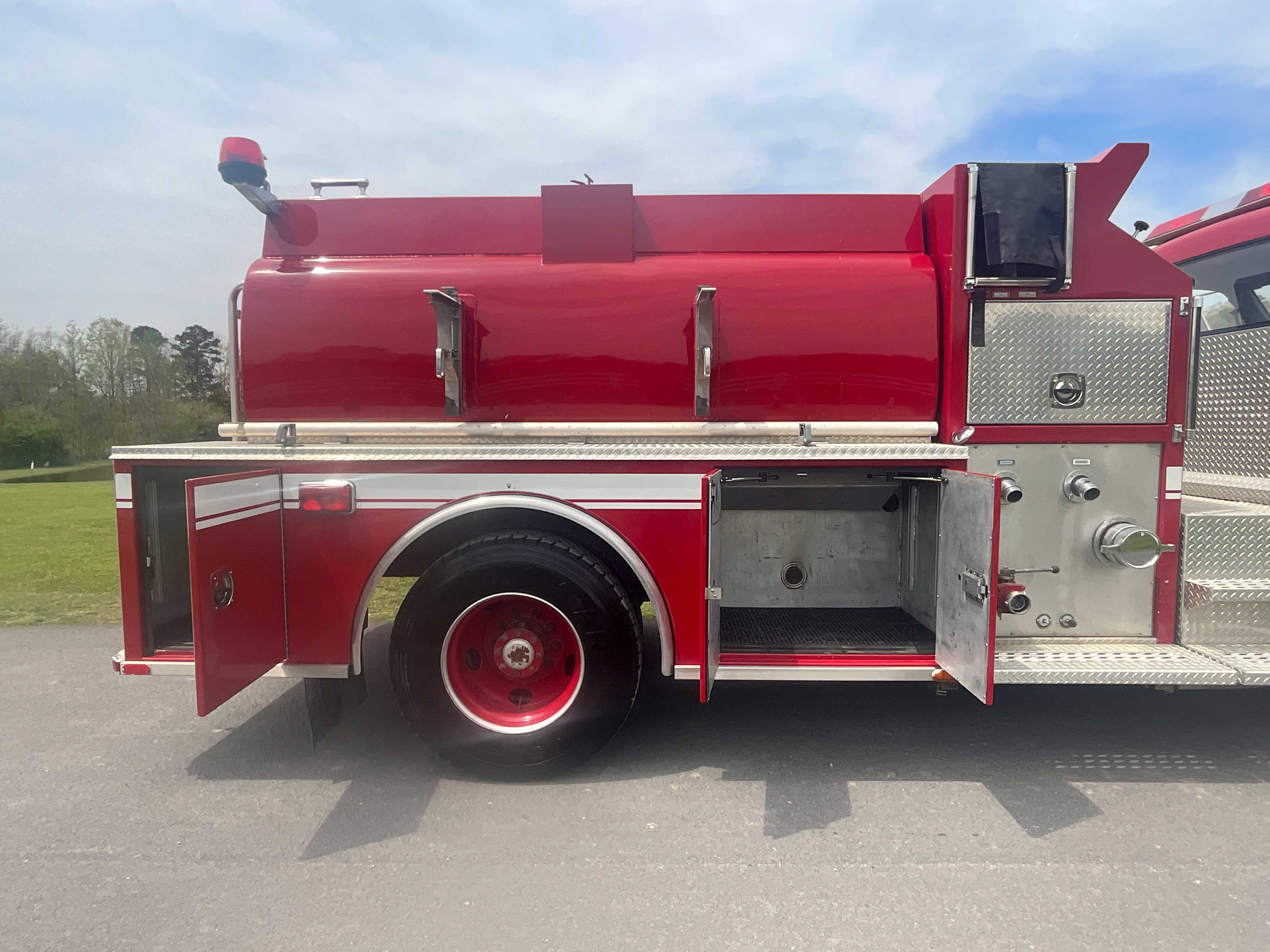 2000 Almonte GMC Commercial Pumper Tanker | Used Truck Details