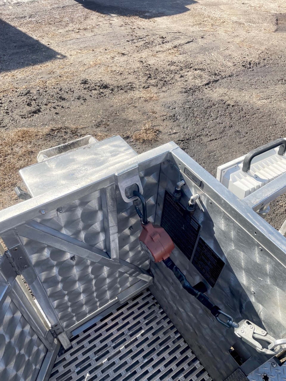 2012 E-One Cyclone II 100' Platform | Firetrucks Unlimited