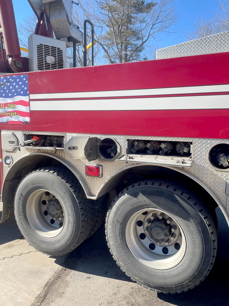 2012 E-One Cyclone II 100' Platform | Firetrucks Unlimited