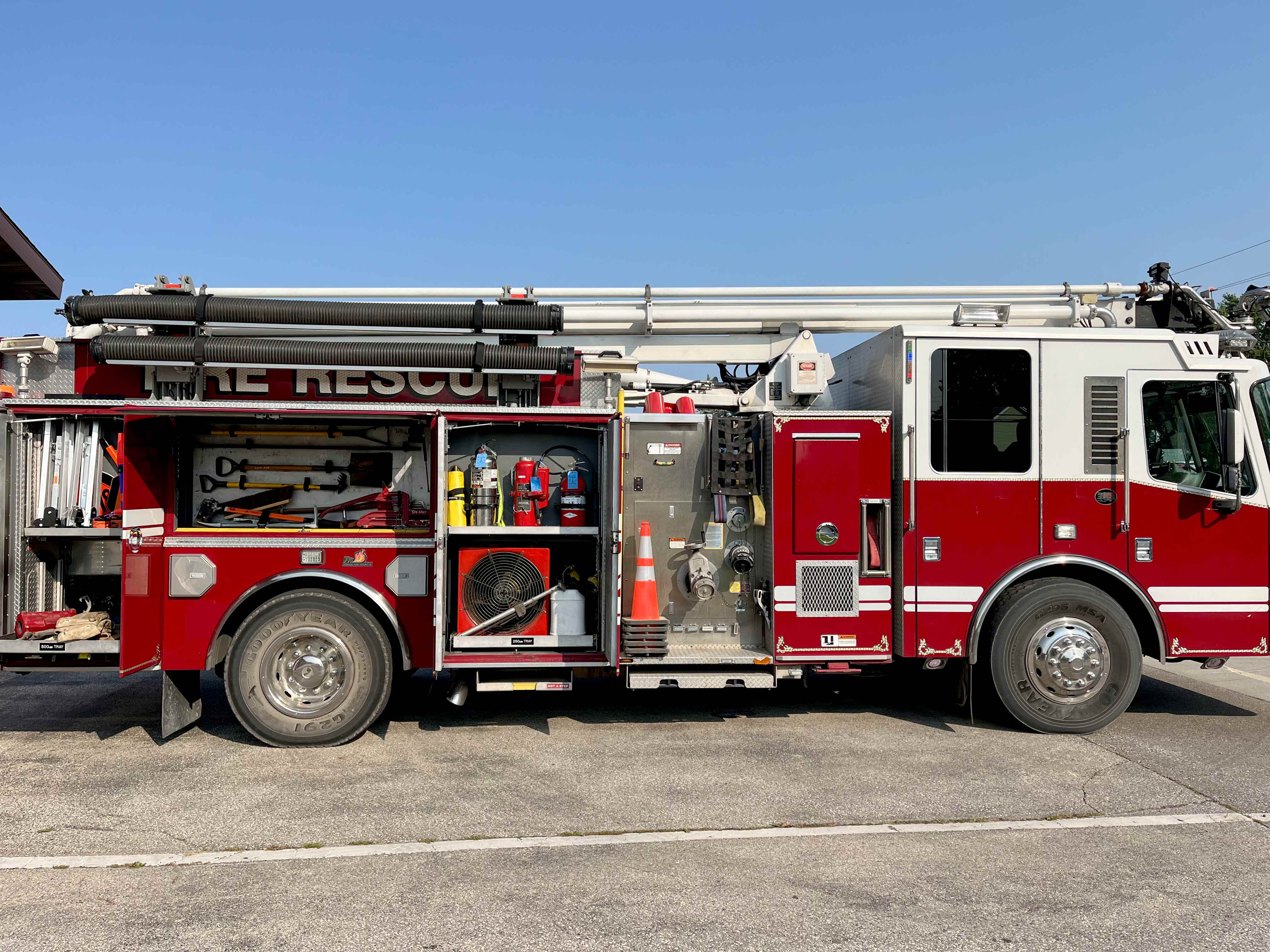2008 Ferrara 65' Snozzle | Firetrucks Unlimited