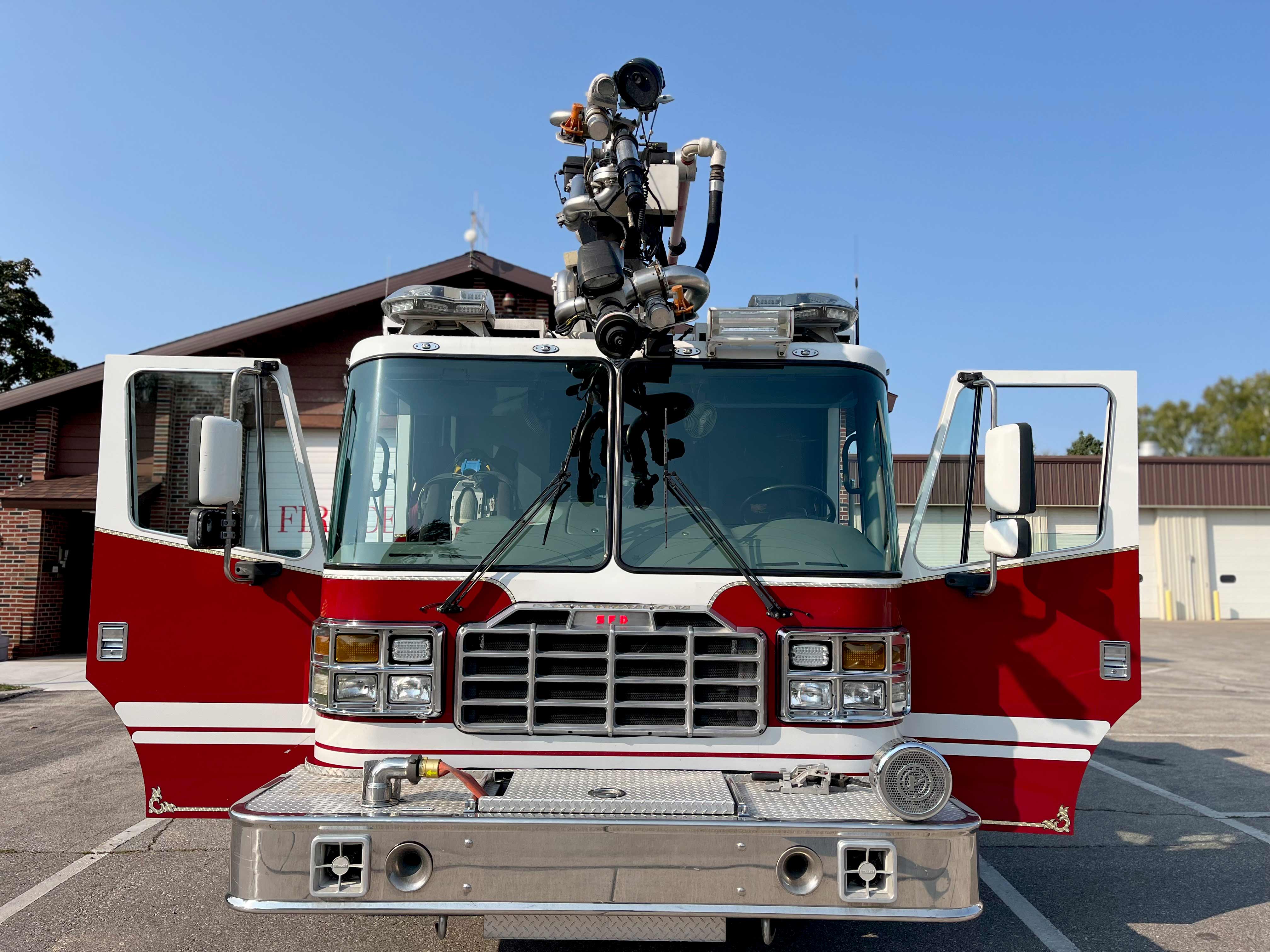 2008 Ferrara 65' Snozzle | Used Truck Details