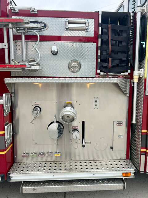 2005 E-One Cyclone II Pumper | Used Truck Details