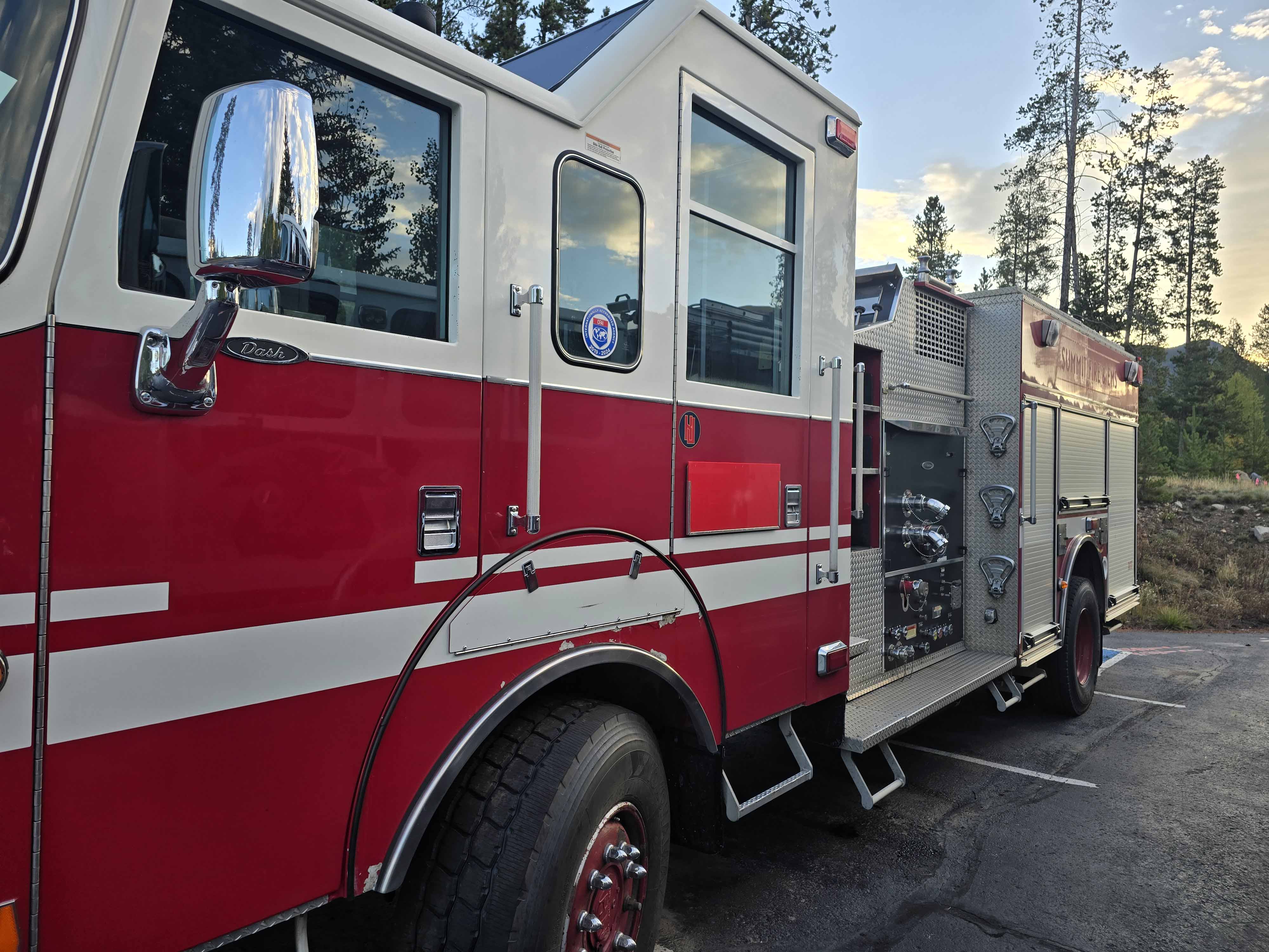 2005 Pierce Dash 4x4 Pumper | Firetrucks Unlimited