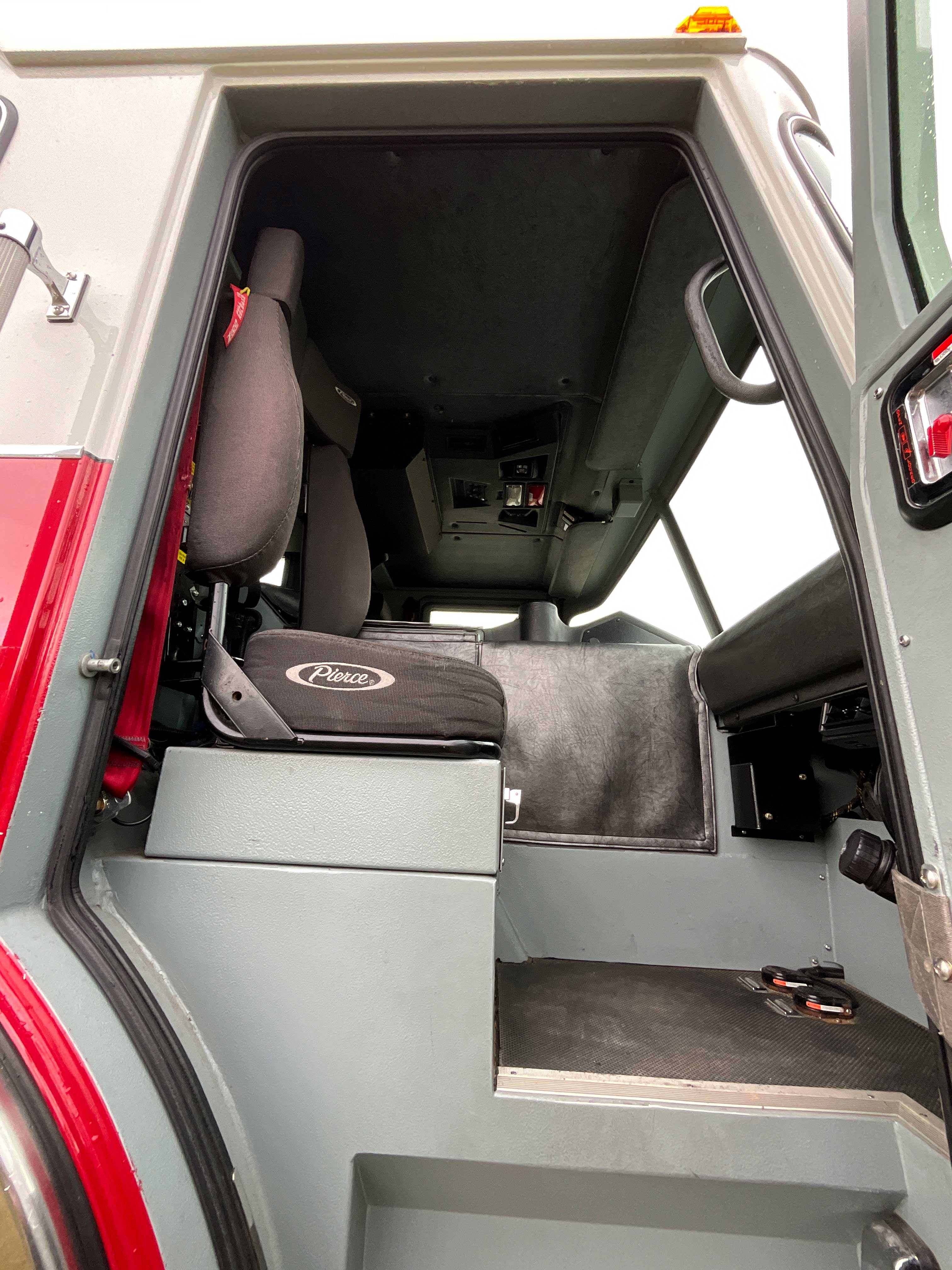 2010 Pierce Saber PUC Pumper | Used Truck Details