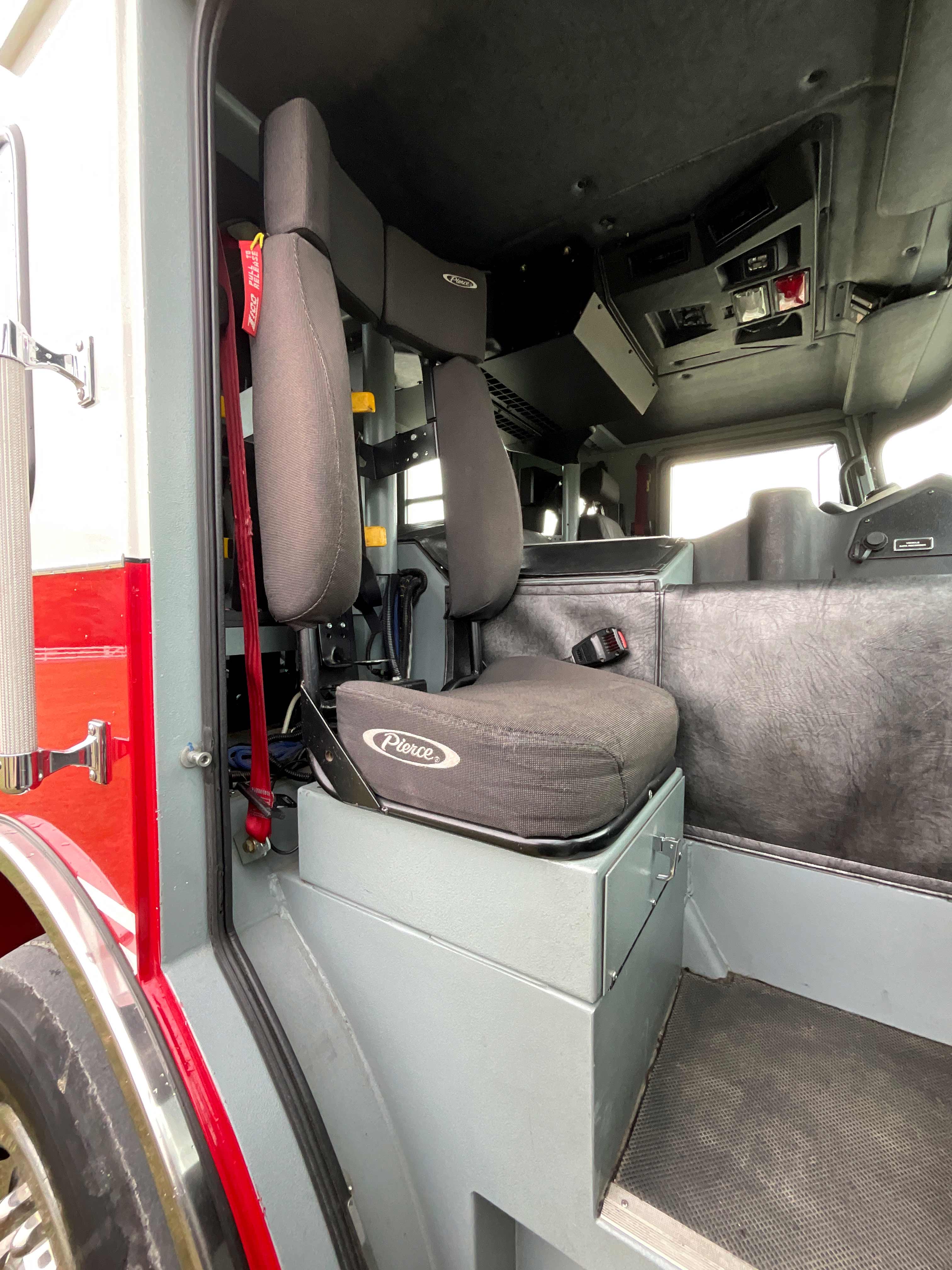 2010 Pierce Saber PUC Pumper | Used Truck Details