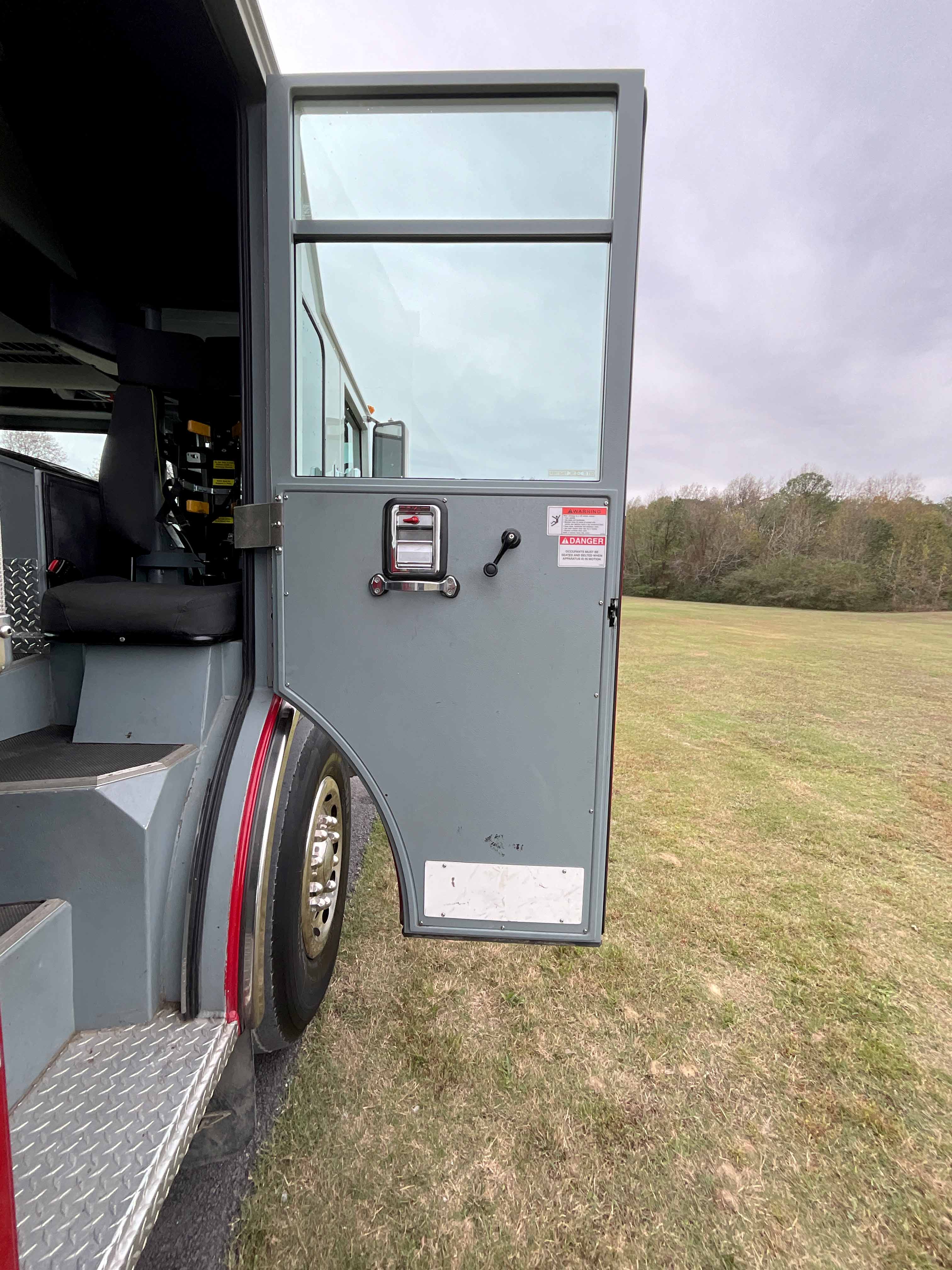 2010 Pierce Saber PUC Pumper | Used Truck Details