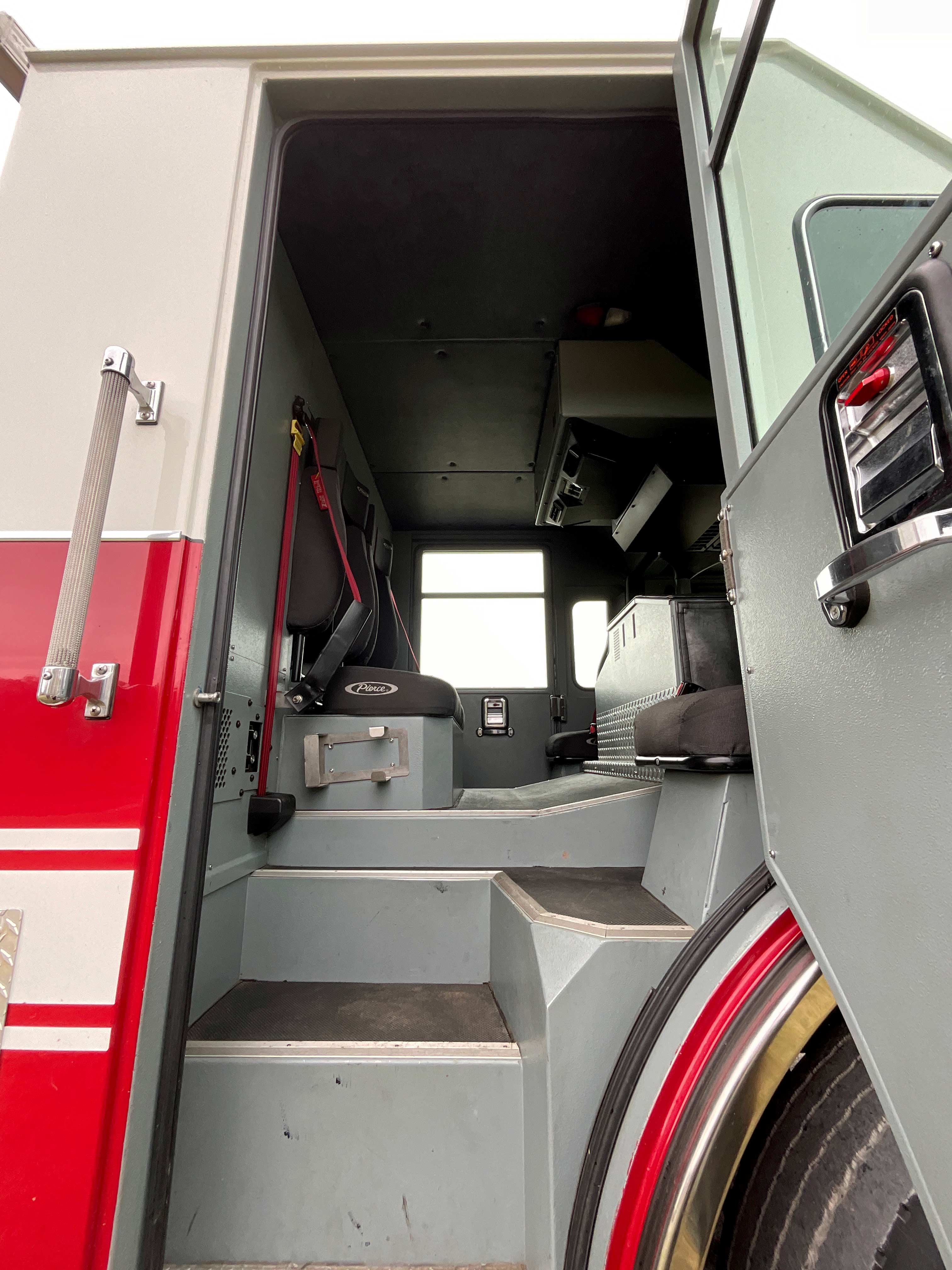 2010 Pierce Saber PUC Pumper | Firetrucks Unlimited