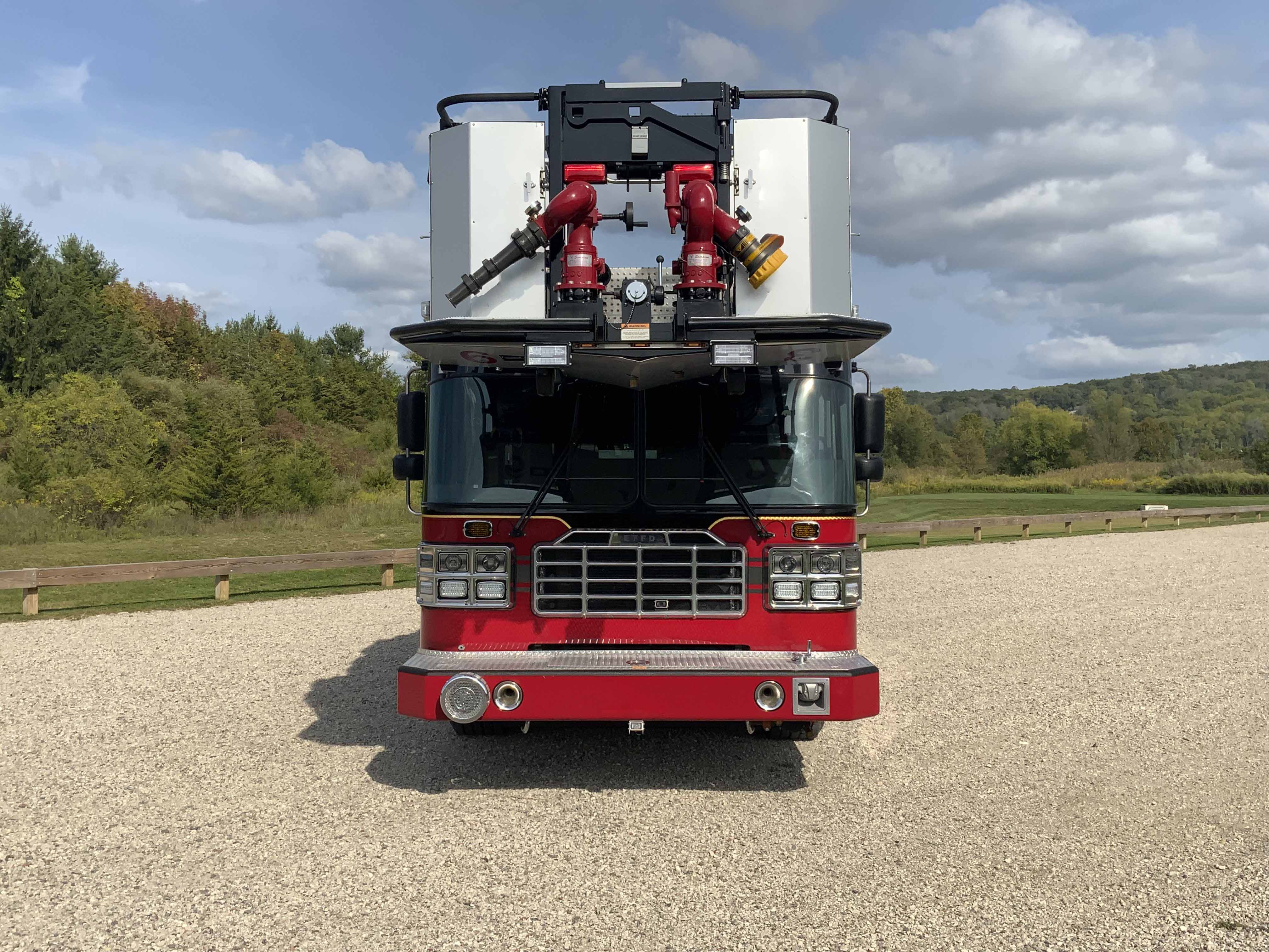 2015 Ferrara Igniter 100' Tower | Used Truck Details