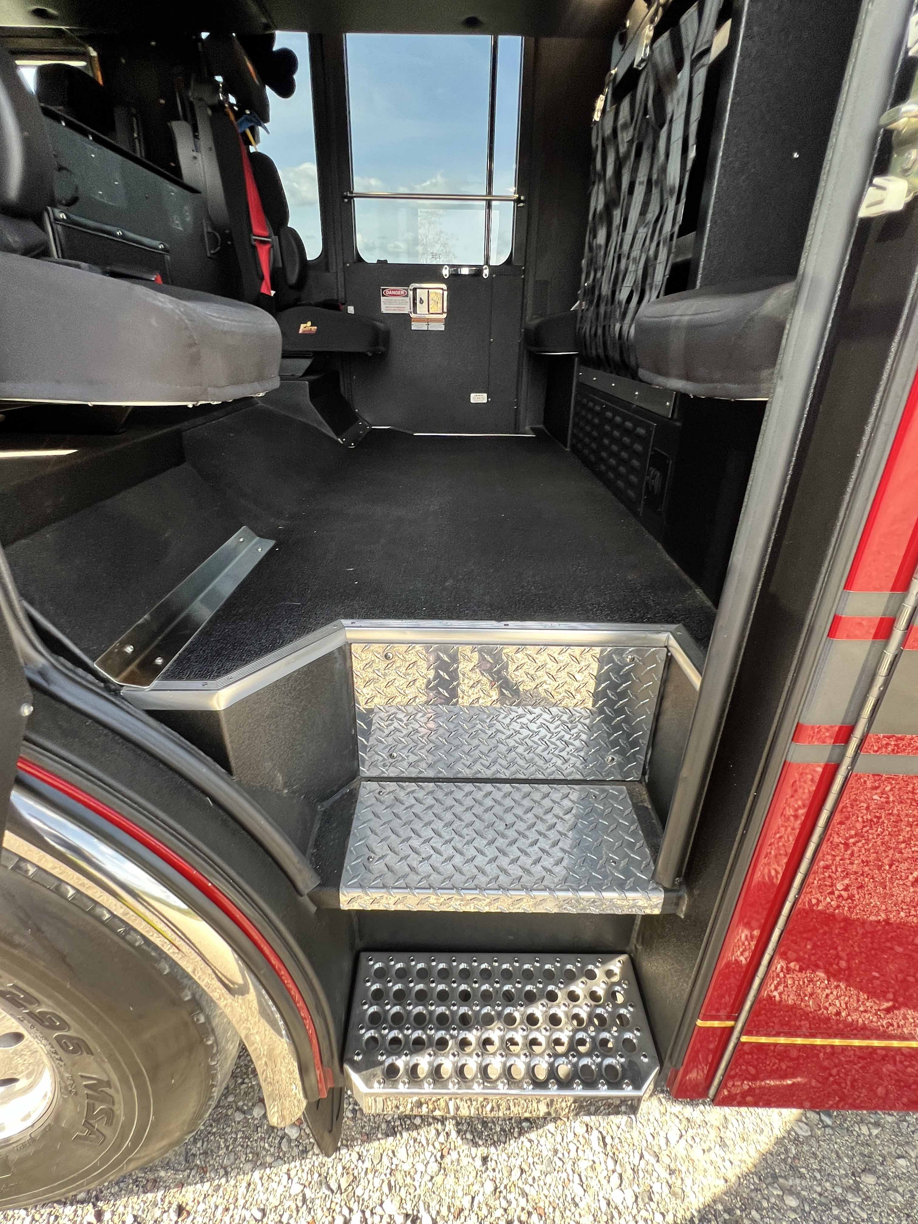 2015 Ferrara Igniter 100' Tower | Used Truck Details