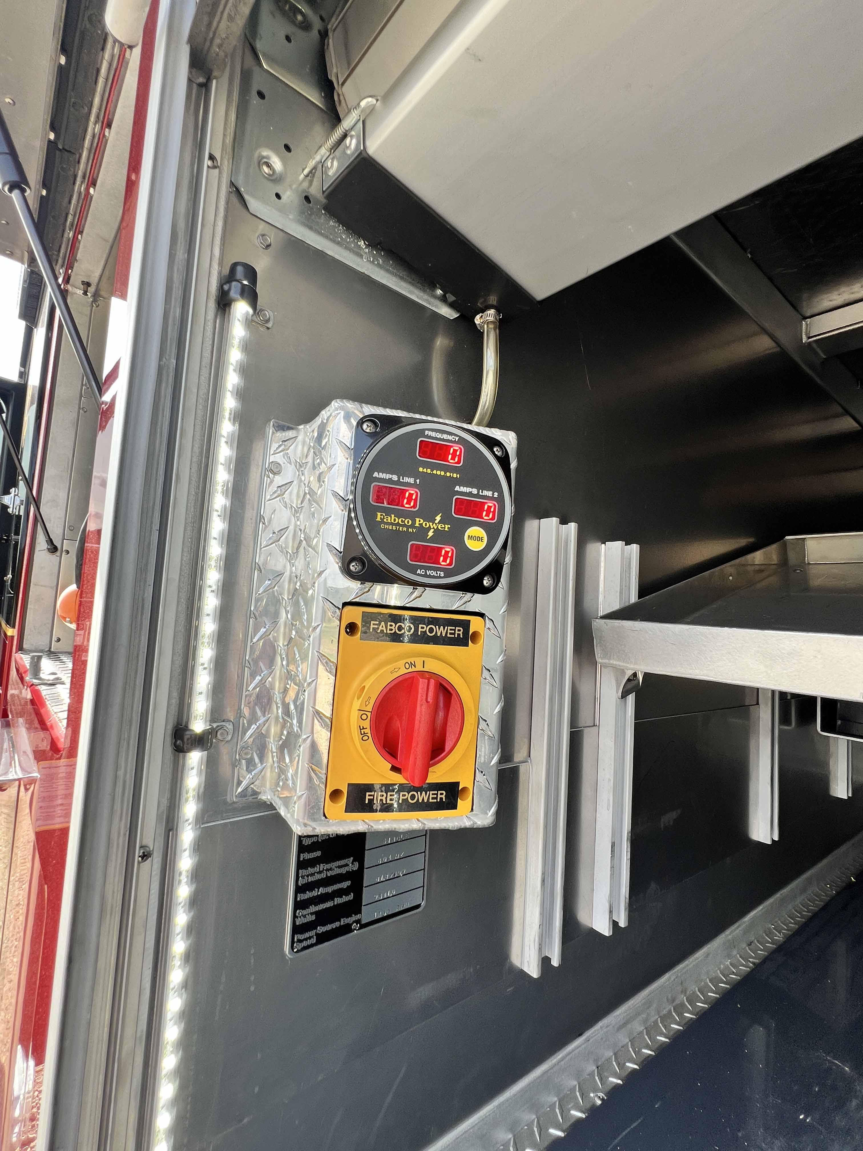 2015 Ferrara Igniter 100' Tower | Firetrucks Unlimited